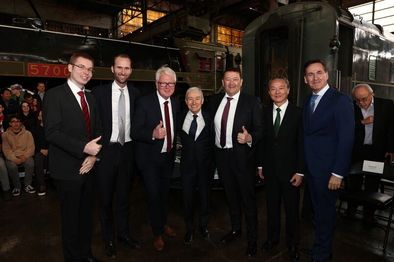 Volkswagen and PowerCo SE will build their largest cell factory to date ...