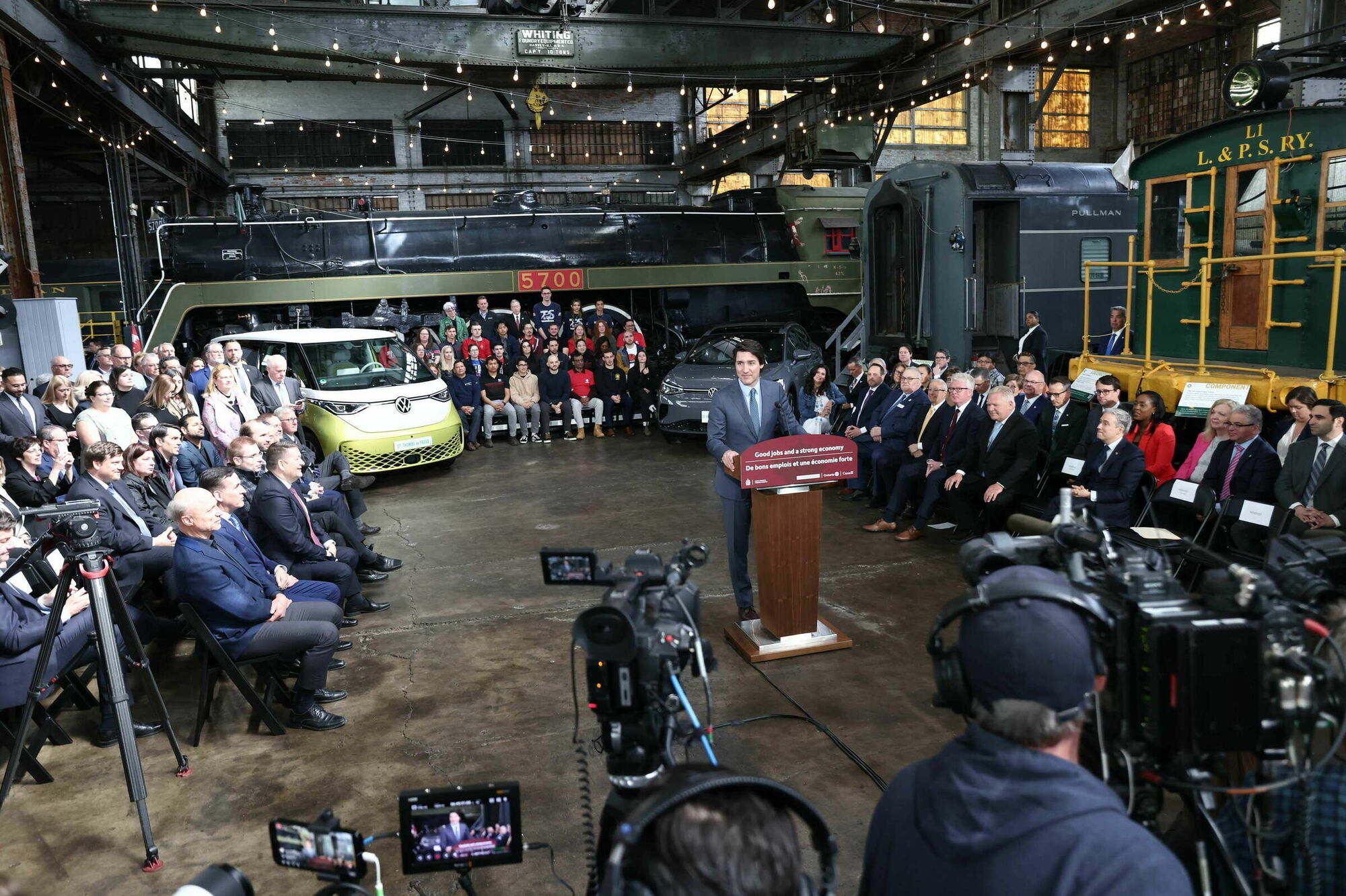 Volkswagen and PowerCo SE will build their largest cell factory to date ...