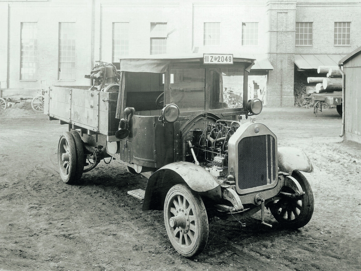 The History of MAN | Volkswagen Group