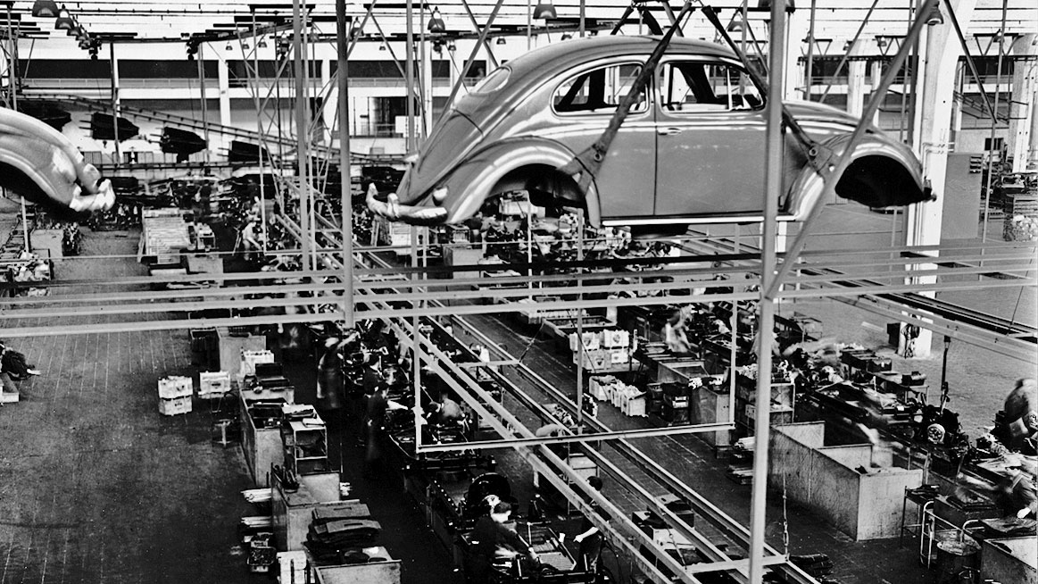Chronicle 1954: Efficient mass production | Volkswagen Group