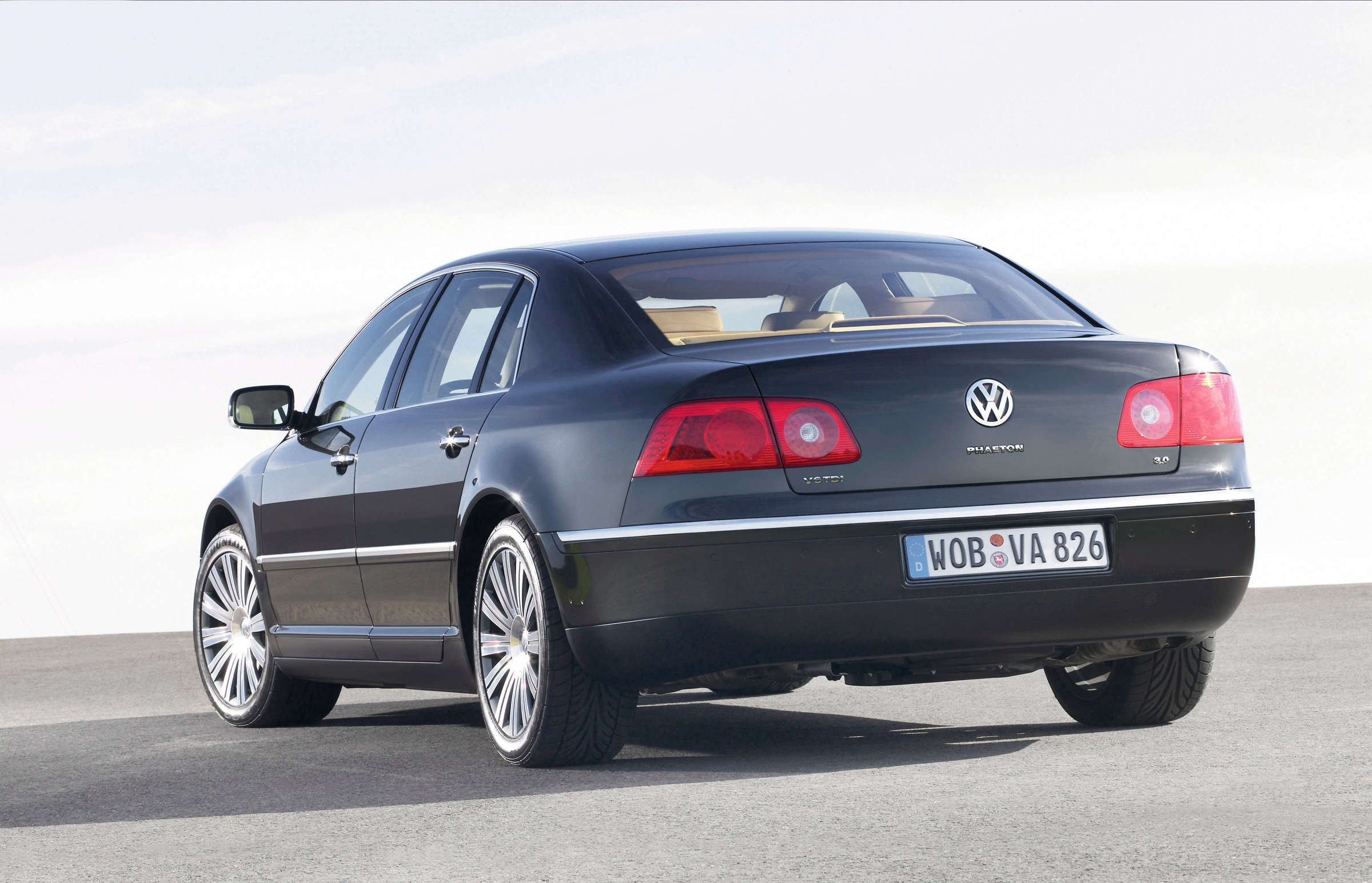 Phaeton 1th Generation | Volkswagen Newsroom