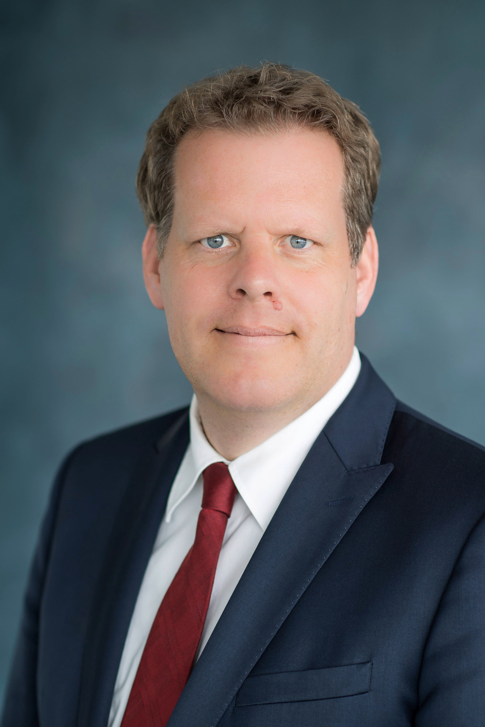 Dr. Carsten Intra | Volkswagen Newsroom