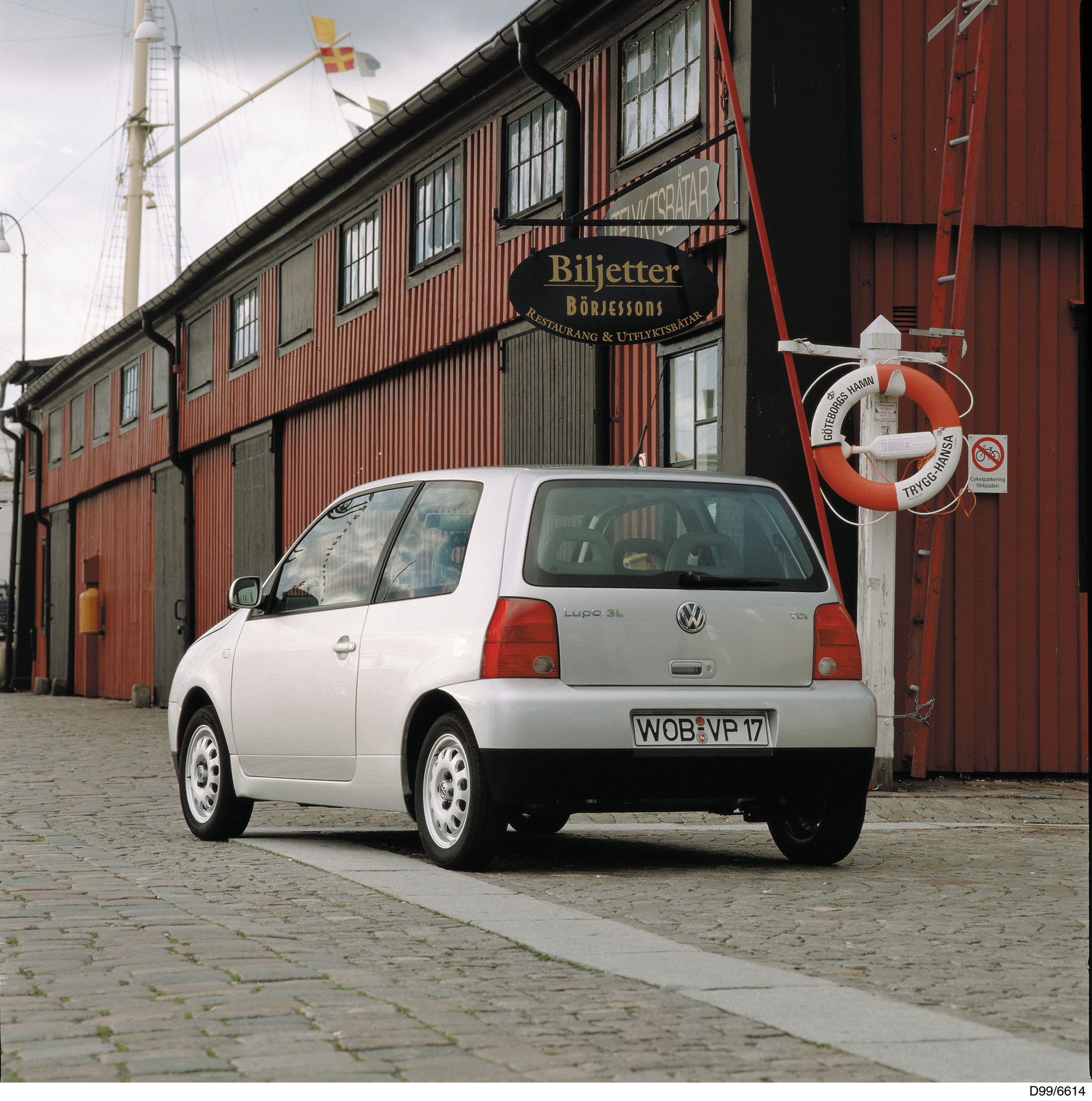 Product: Lupo 3L TDI (1999) | Volkswagen Newsroom