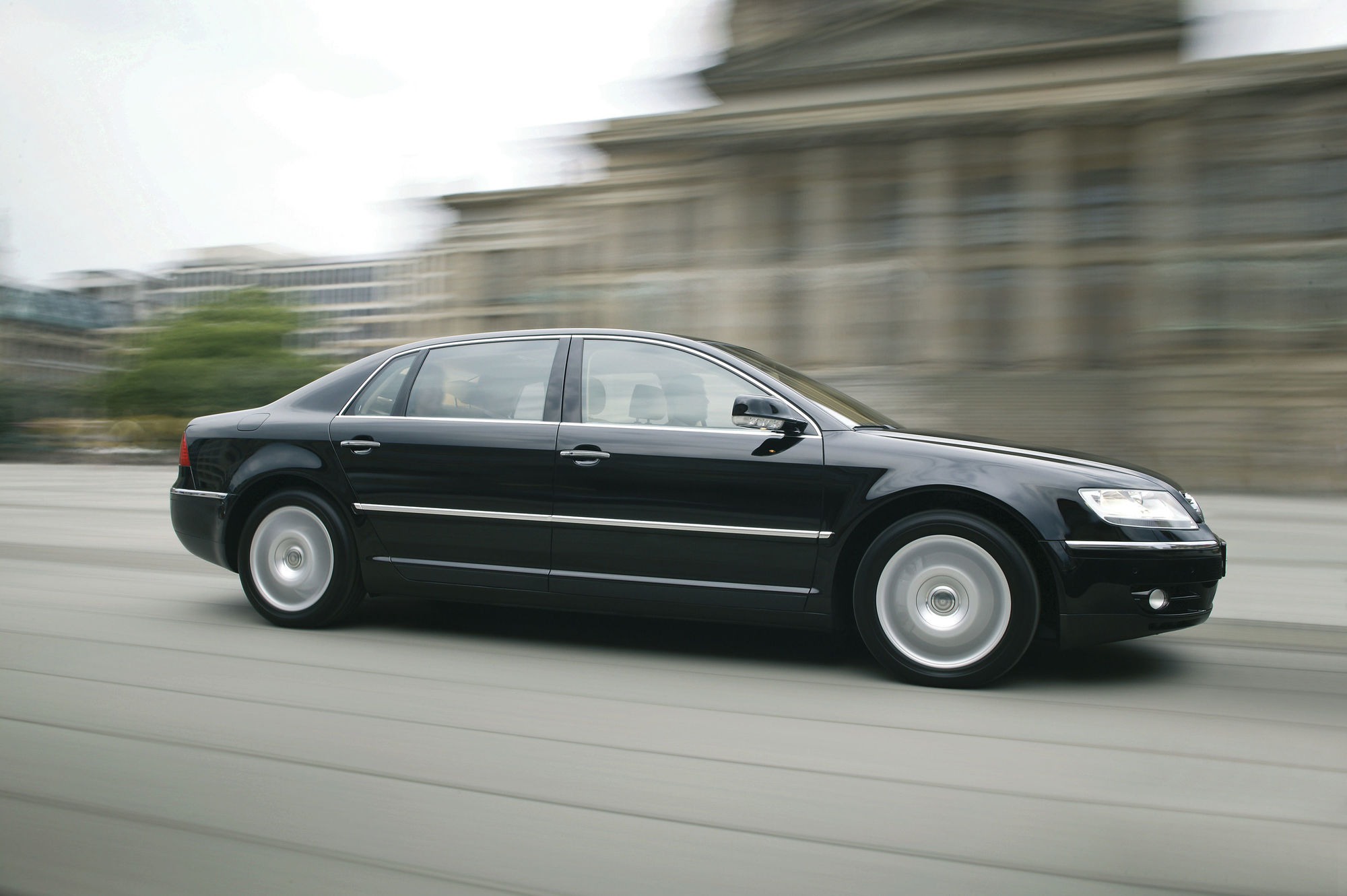 Phaeton 1th Generation | Volkswagen Newsroom