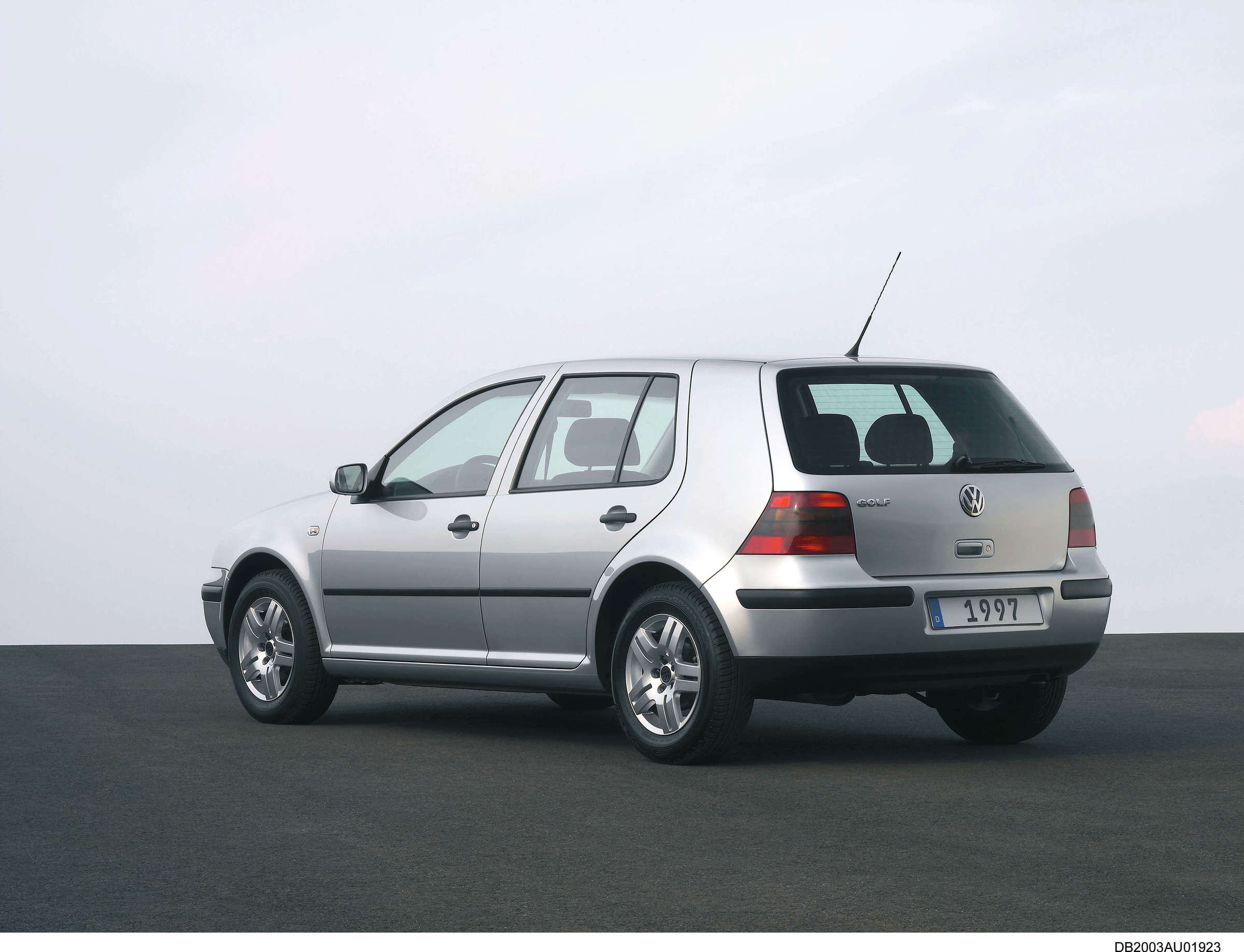 The icon of tomorrow: Golf IV – 1997 to 2003 | Volkswagen Newsroom