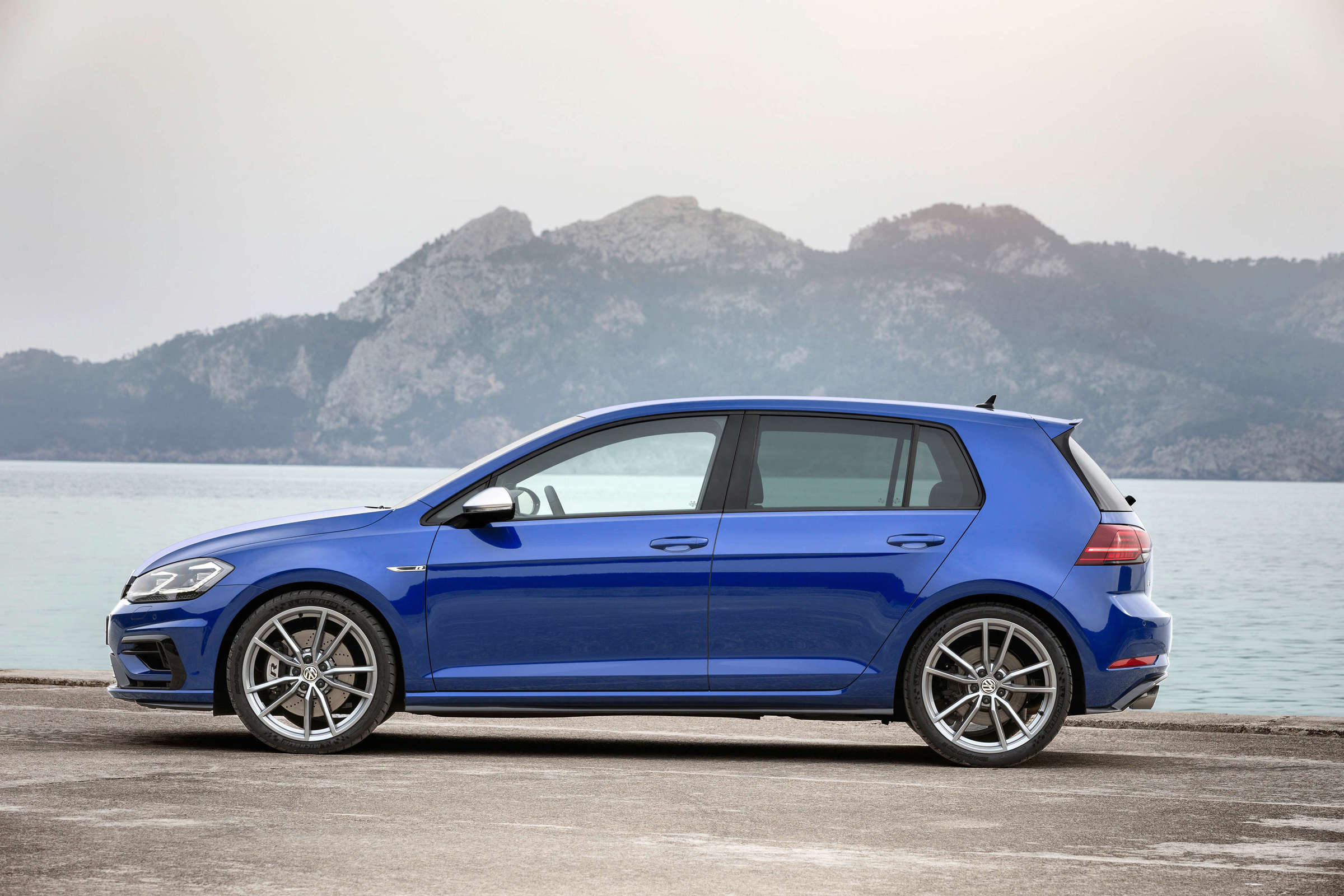 Golf R Generations | Volkswagen Newsroom