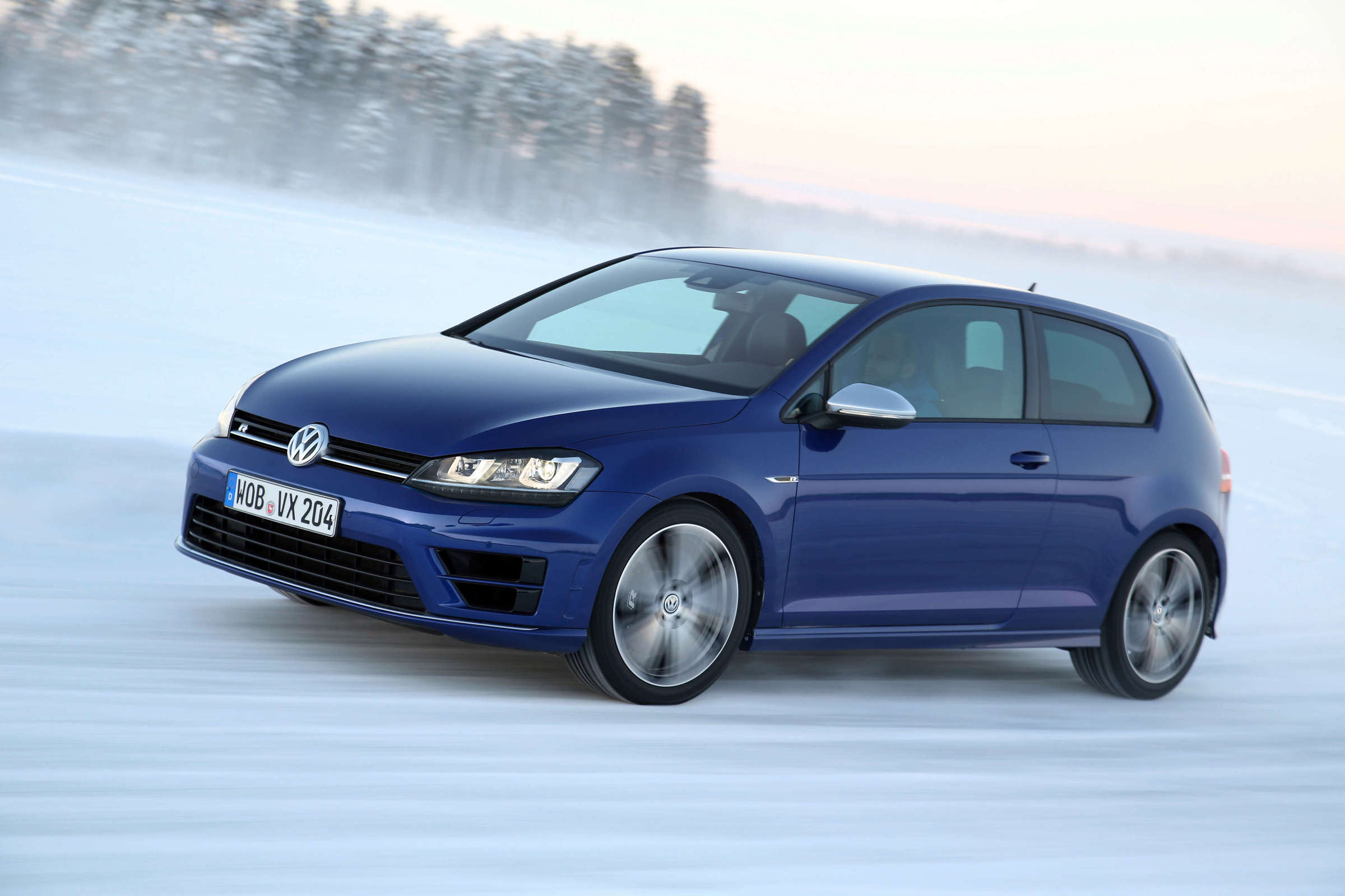 Sport suspension of the Golf R | Volkswagen Newsroom