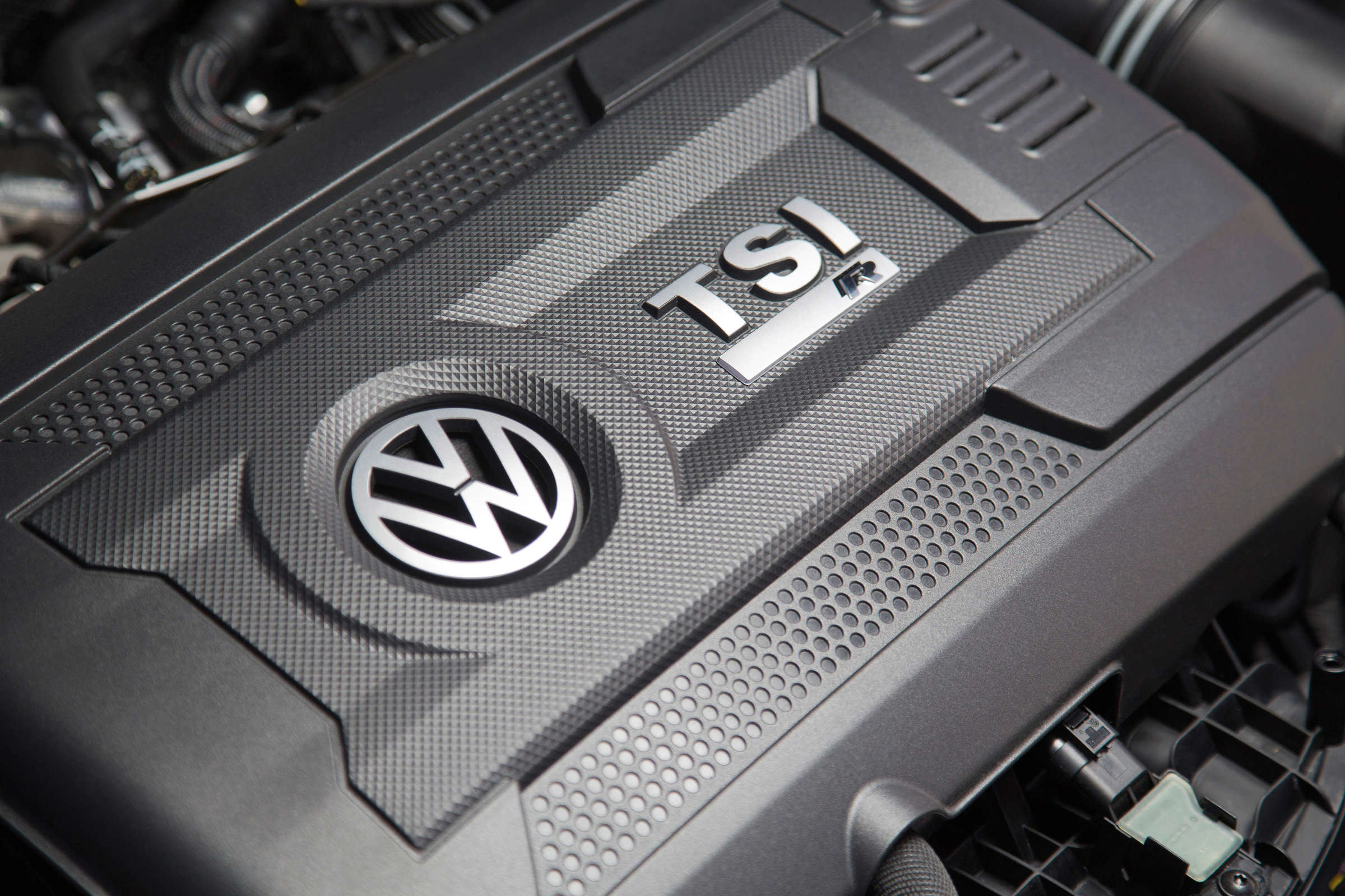 TSI engine of the Golf R | Volkswagen Newsroom