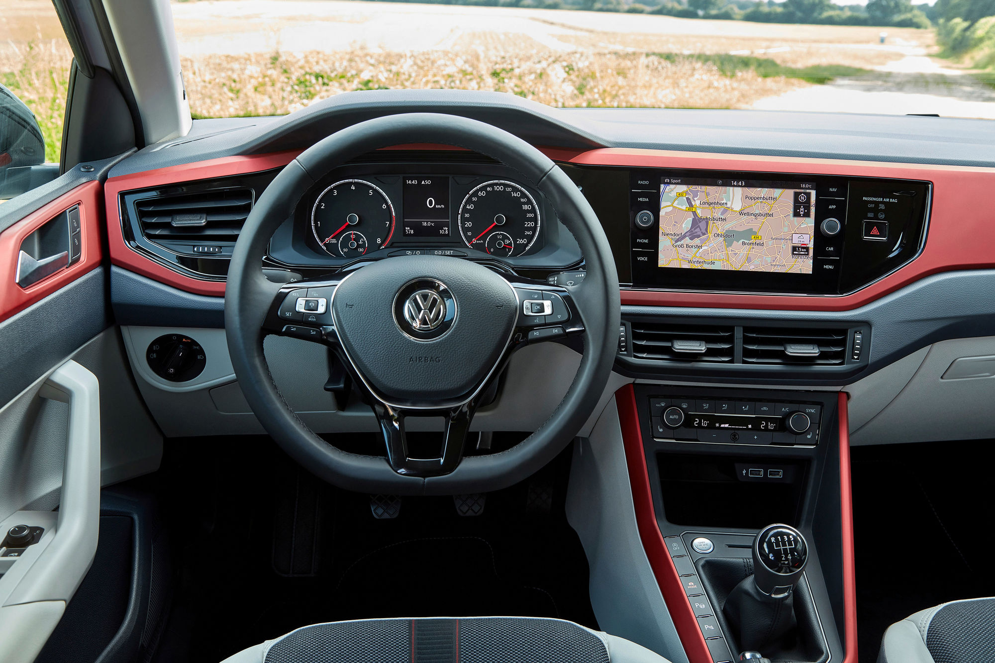 Instruments and infotainment systems become one | Volkswagen Newsroom