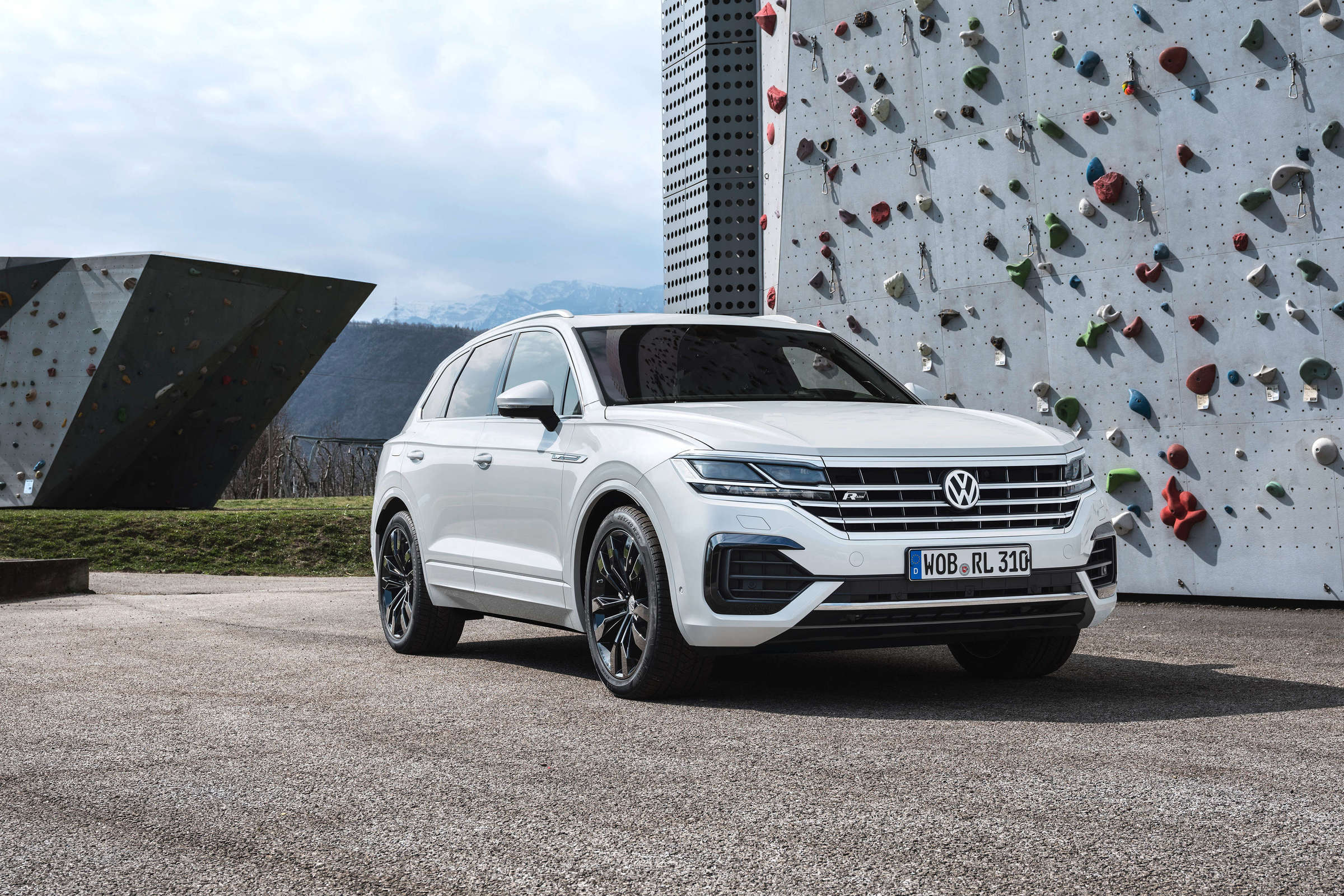 Touareg - R-Line equipment line | Volkswagen Newsroom