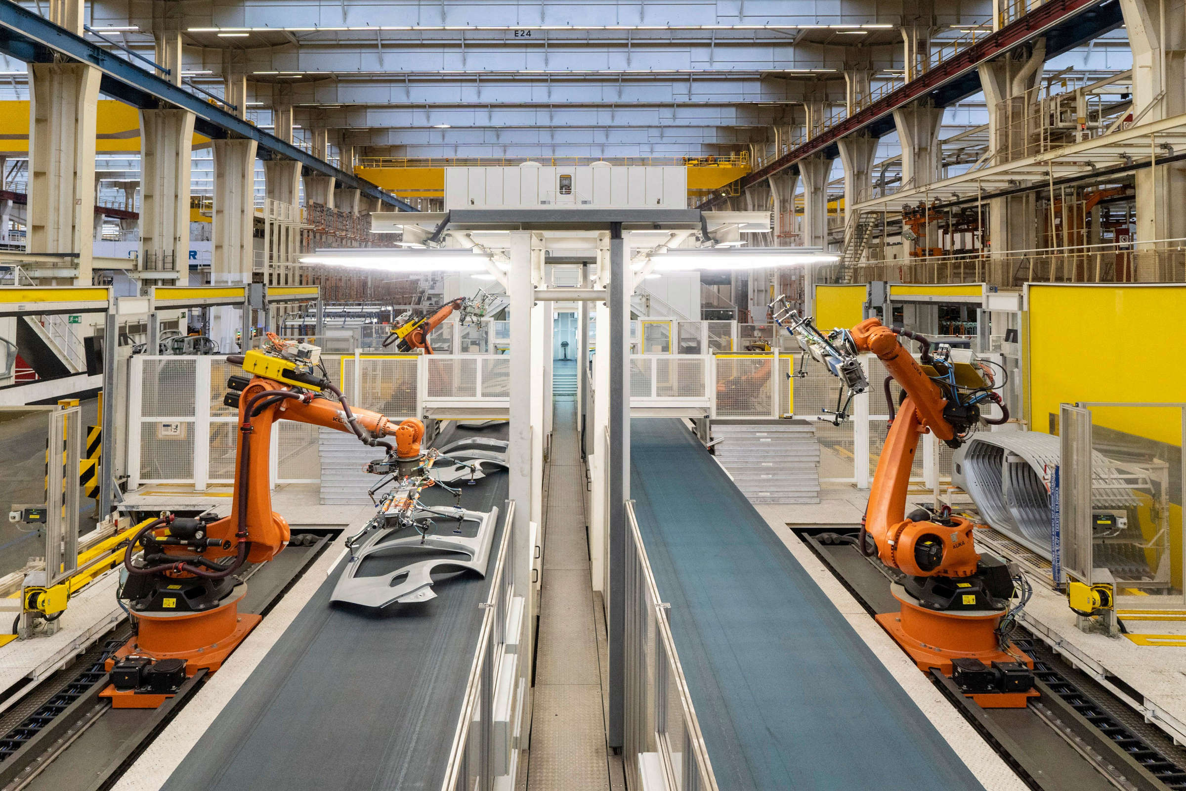 Automated grasping of side-panels at the Volkswagen press-shop ...