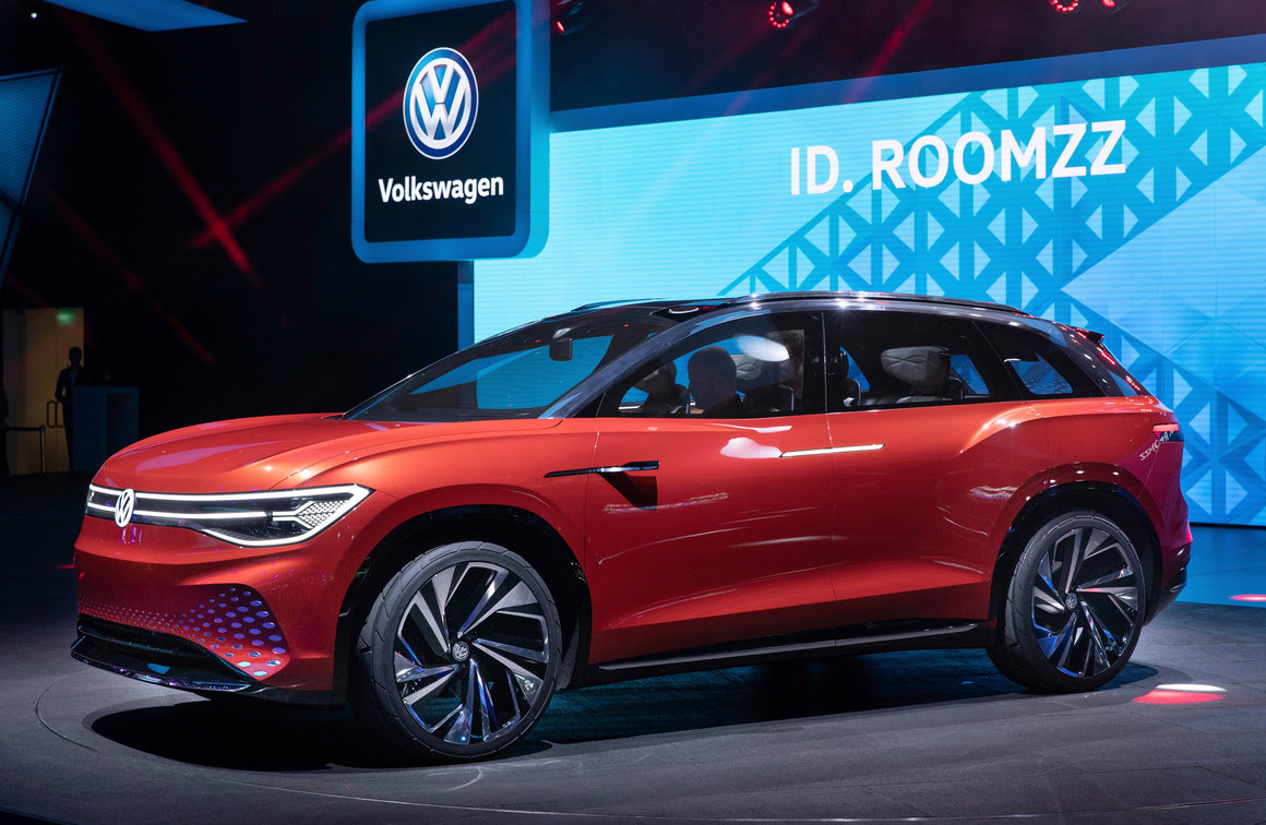 The ID. family is growing: In Shanghai a new concept car shows the ...