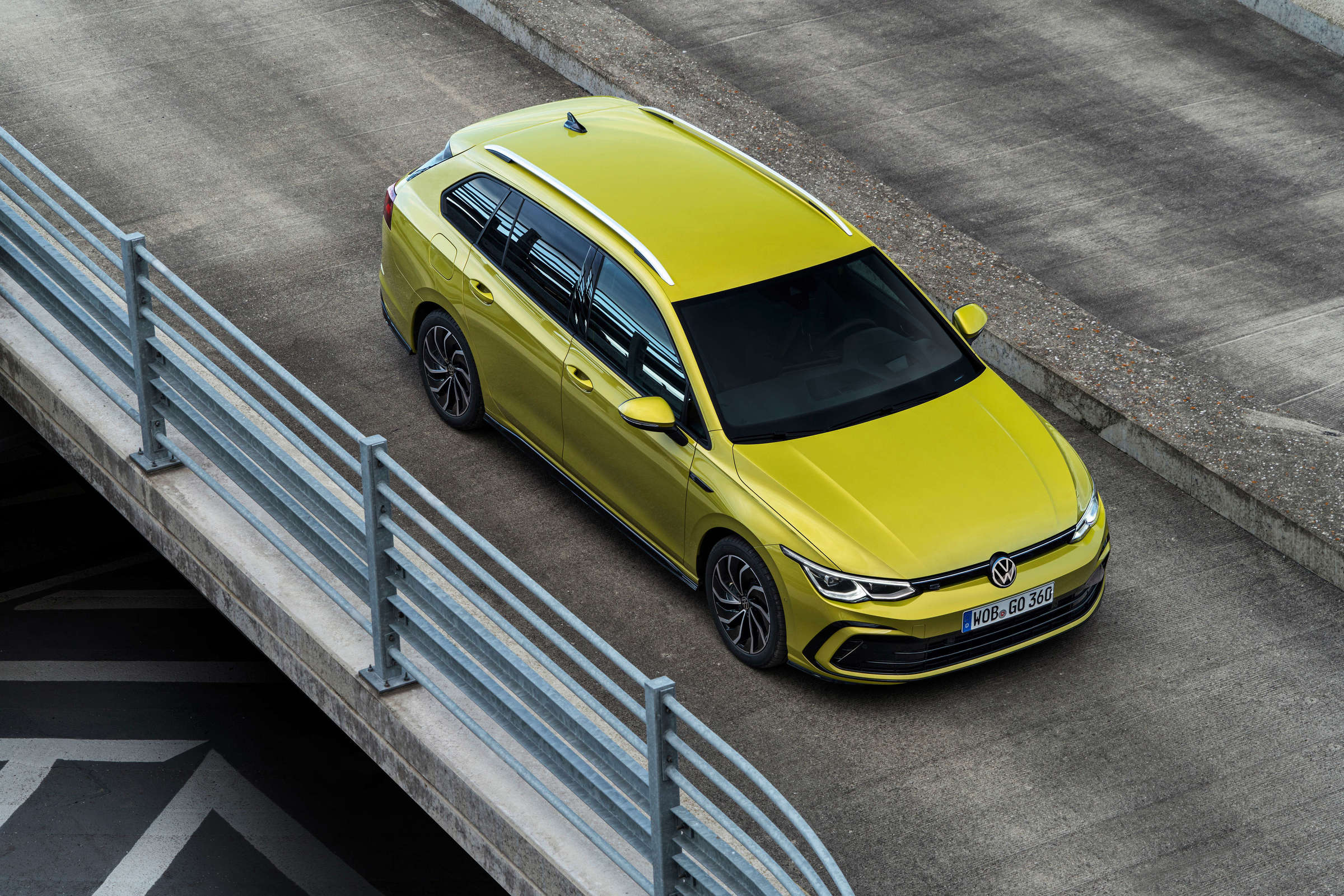 The new Golf Variant & Golf Alltrack - International Media Drive ...
