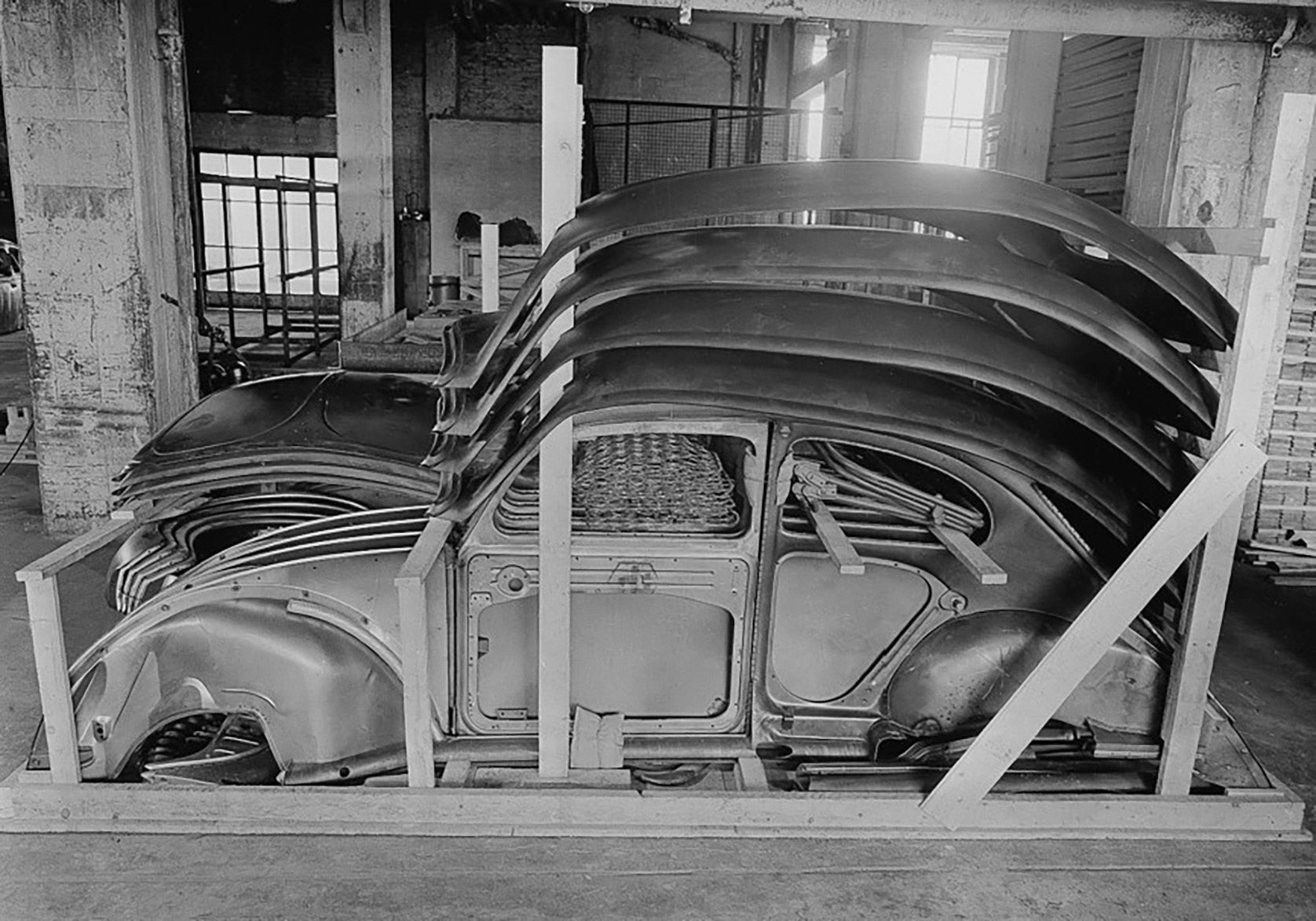 Beetles in boxes: 70 years of CKD car exports by Volkswagen ...