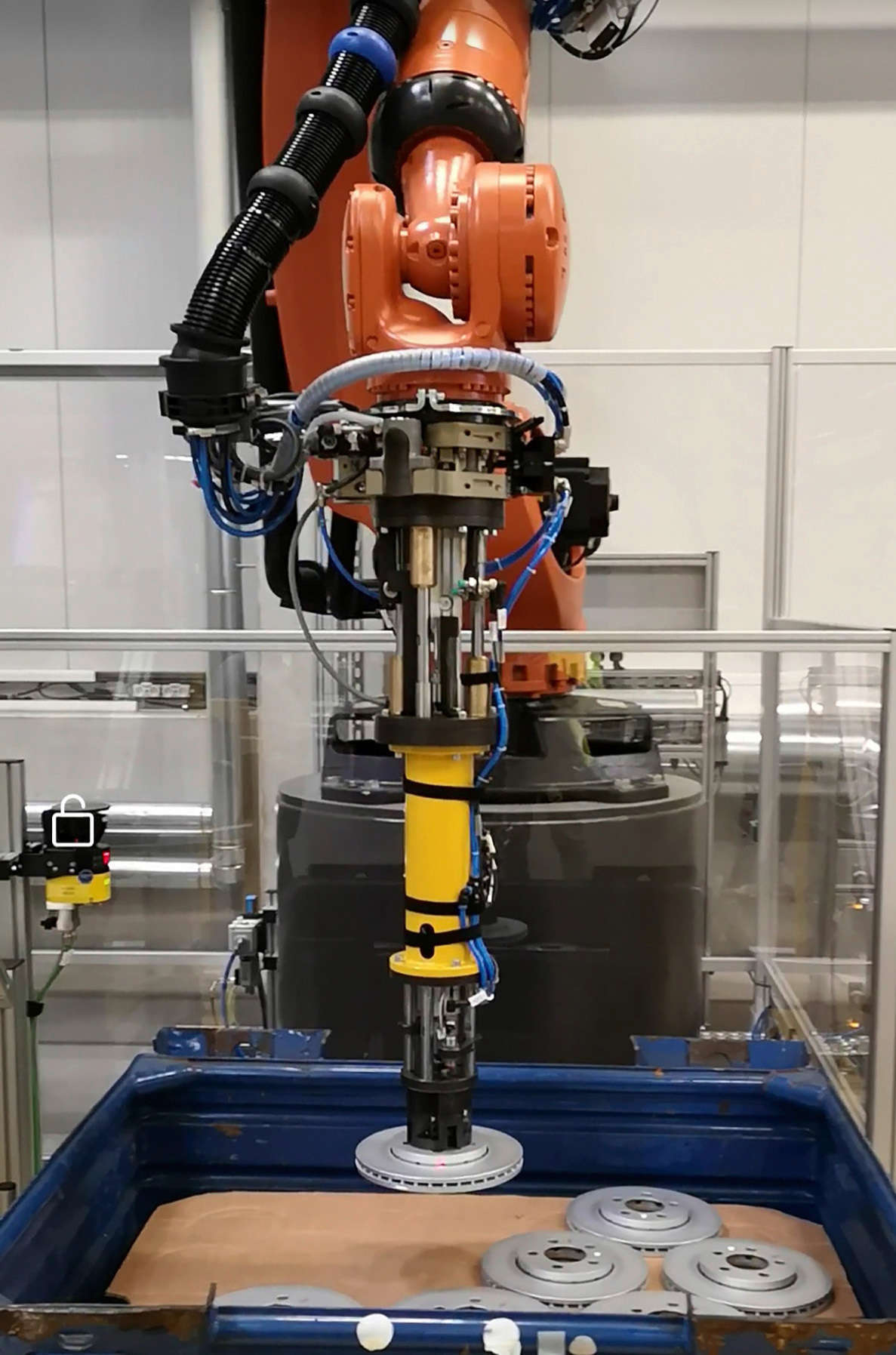 Beetles in boxes: 70 years of CKD car exports by Volkswagen ...