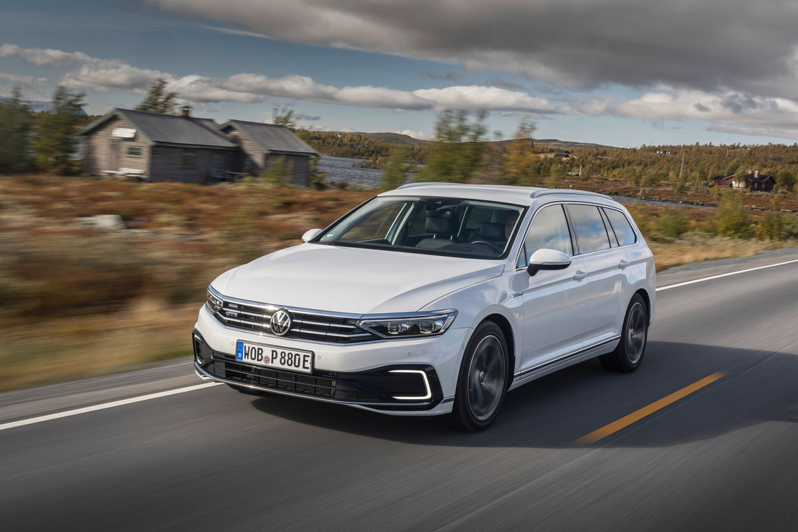 The new Passat: the world’s most successful mid-range model will be the ...