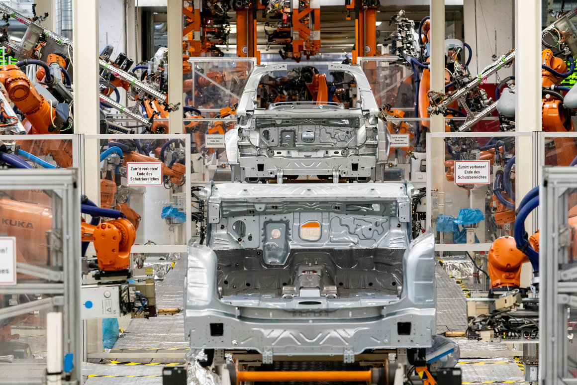 Volkswagen Plant Wolfsburg - Body shop | Volkswagen Newsroom