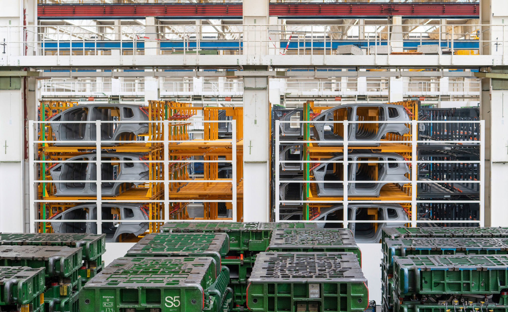 Volkswagen plant Wolfsburg - Press shop | Volkswagen Newsroom