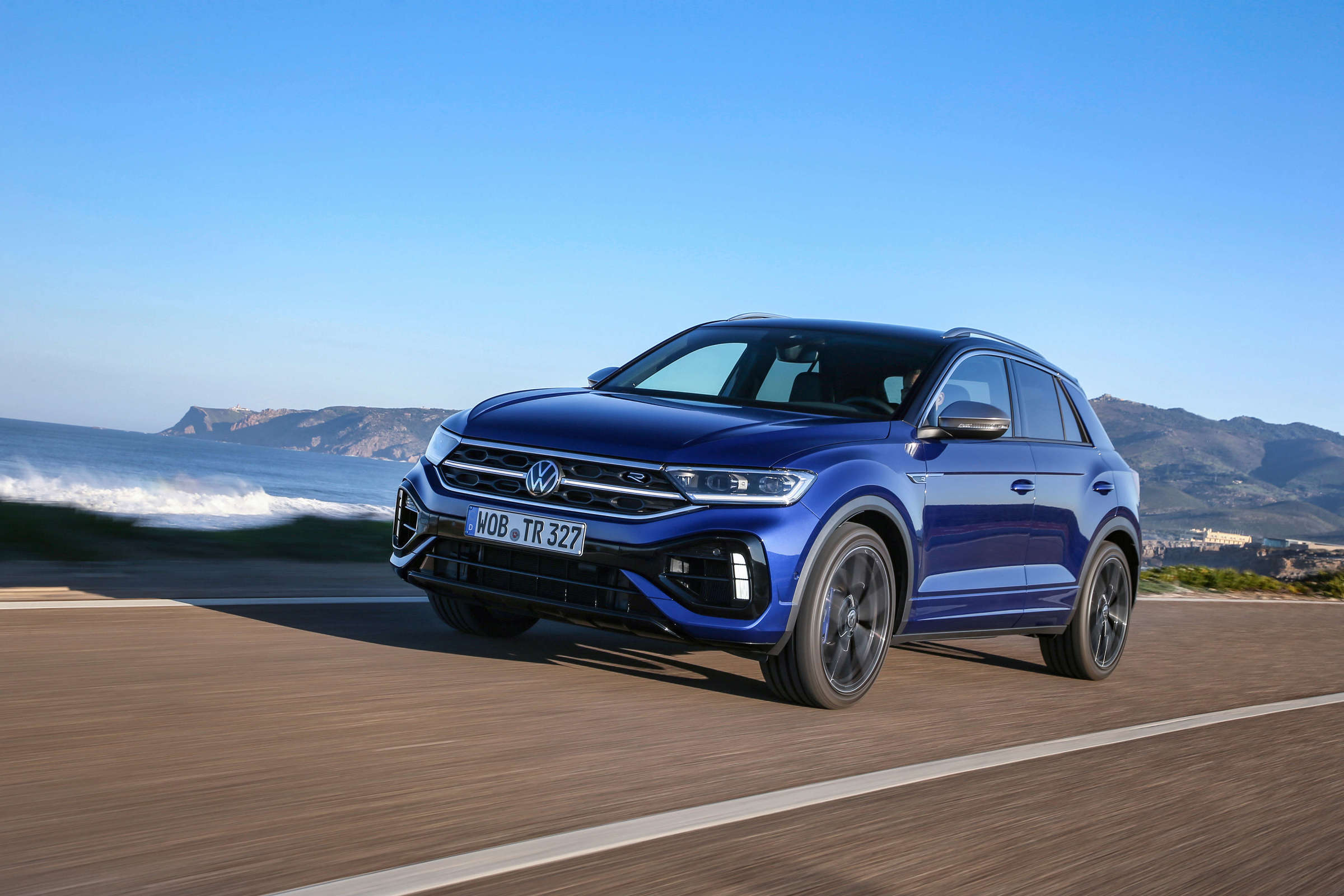 The new T-Roc, the new T-Roc R, the new T-Roc Cabriolet | Volkswagen ...