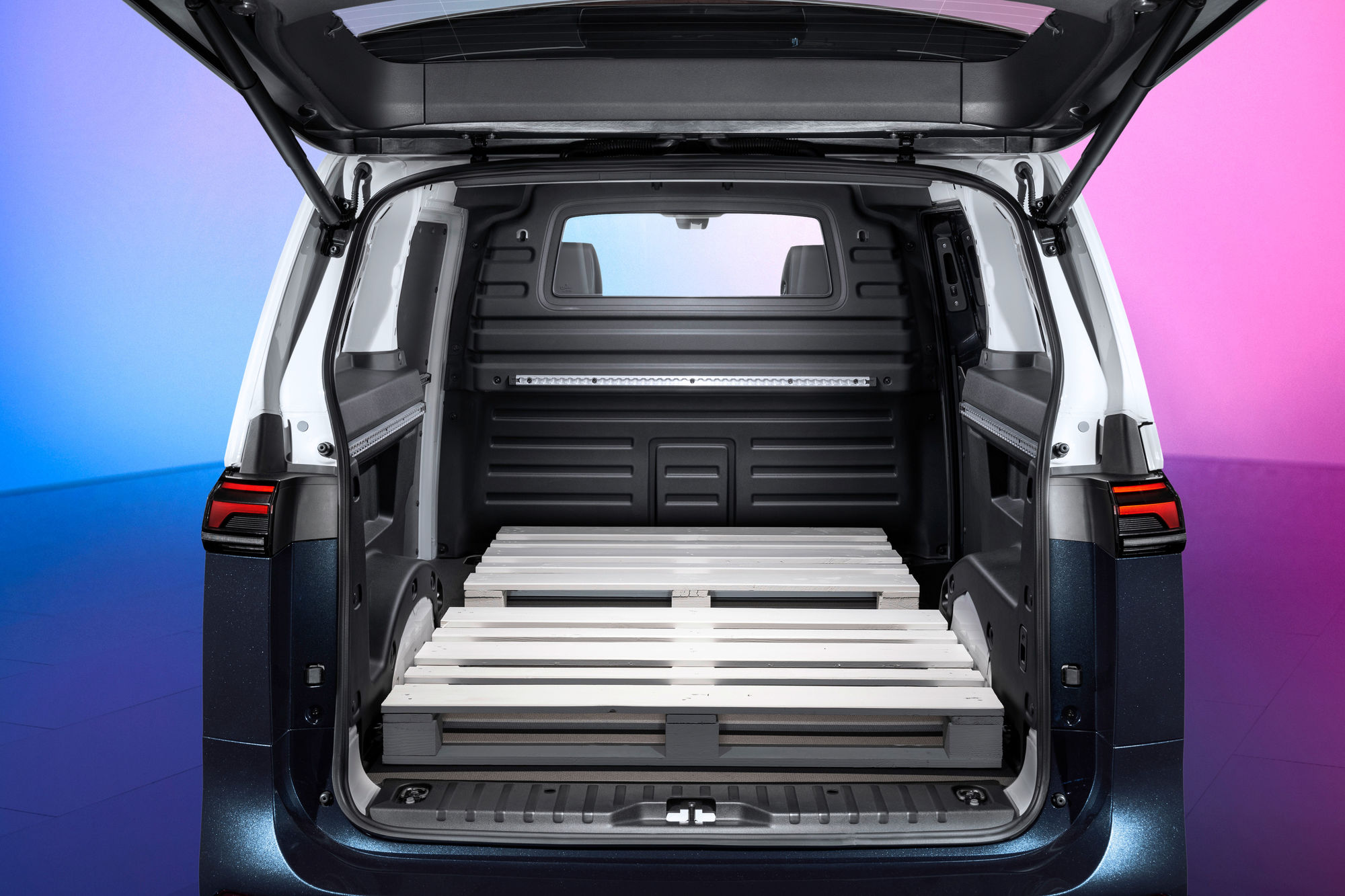 A Bulli for the all-electric future: World premiere of the new ID. Buzz ...