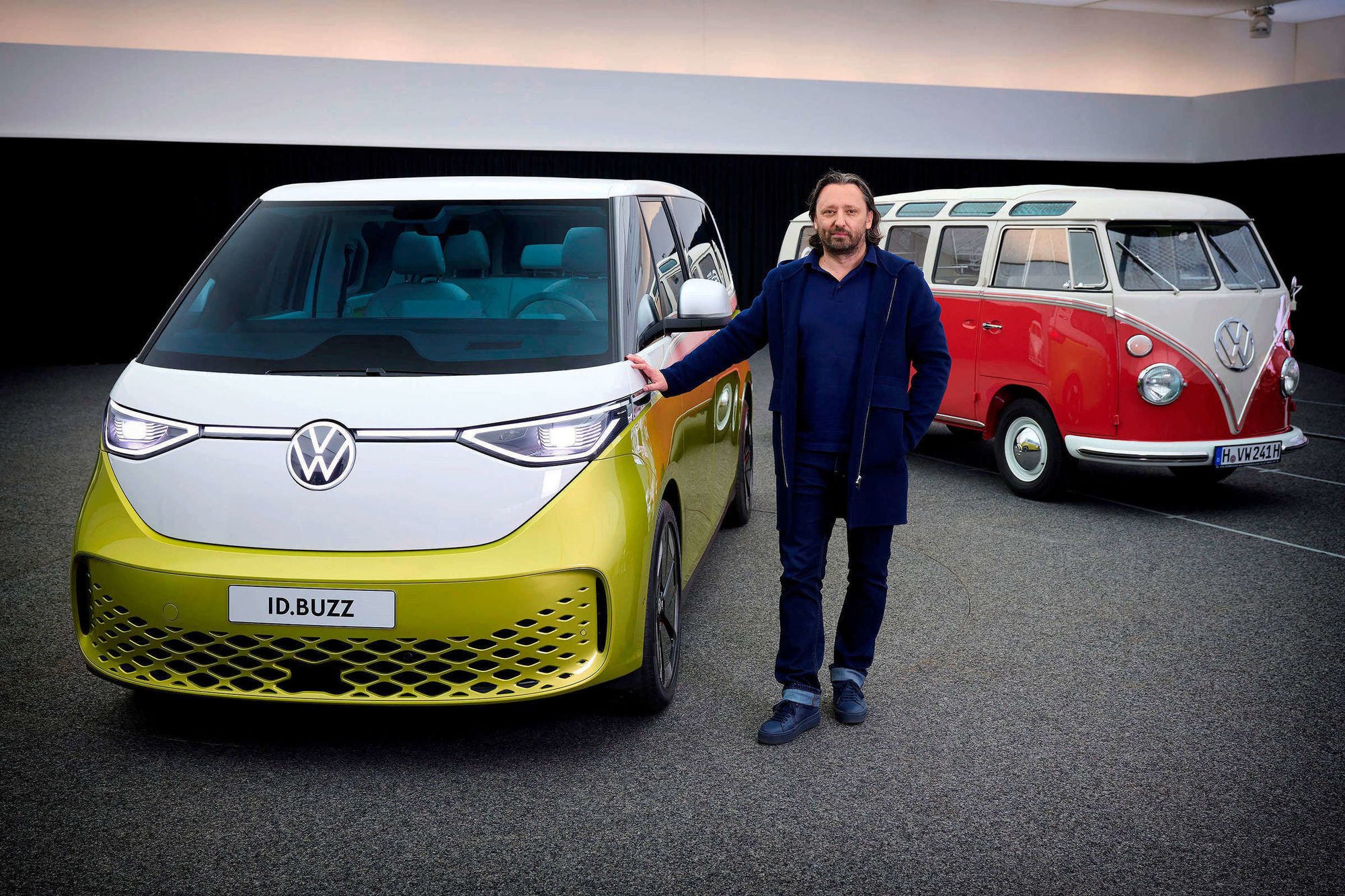 The new ID. Buzz: a perfect companion in the digital world | Volkswagen ...