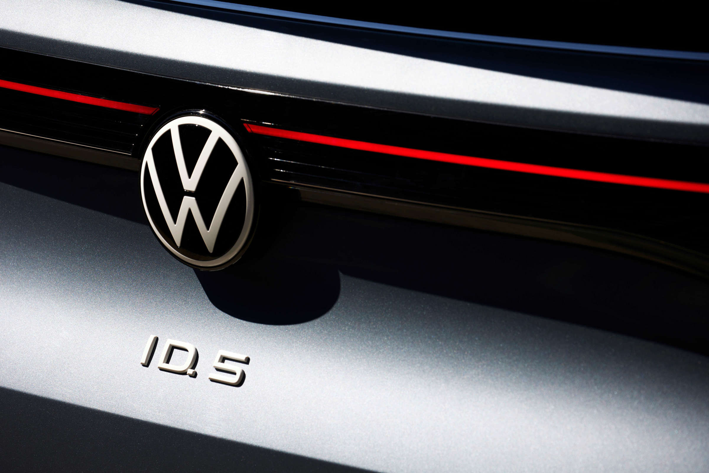 International vehicle presentation: Volkswagen ID.5 and ID.5 GTX ...