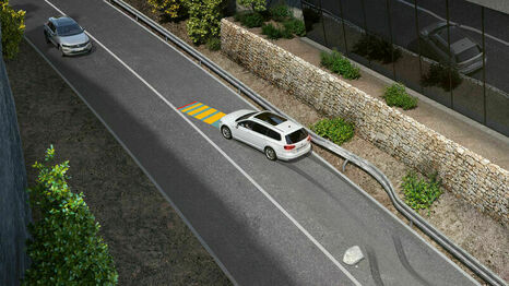Automatic Post-Collision Braking System | Volkswagen Newsroom