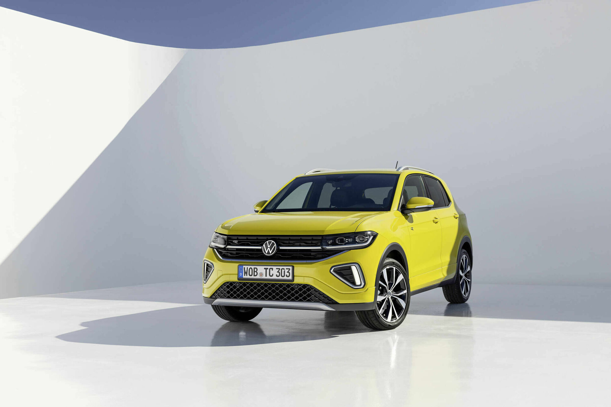 Most compact Volkswagen SUV is better than ever: the new T-Cross is now ...