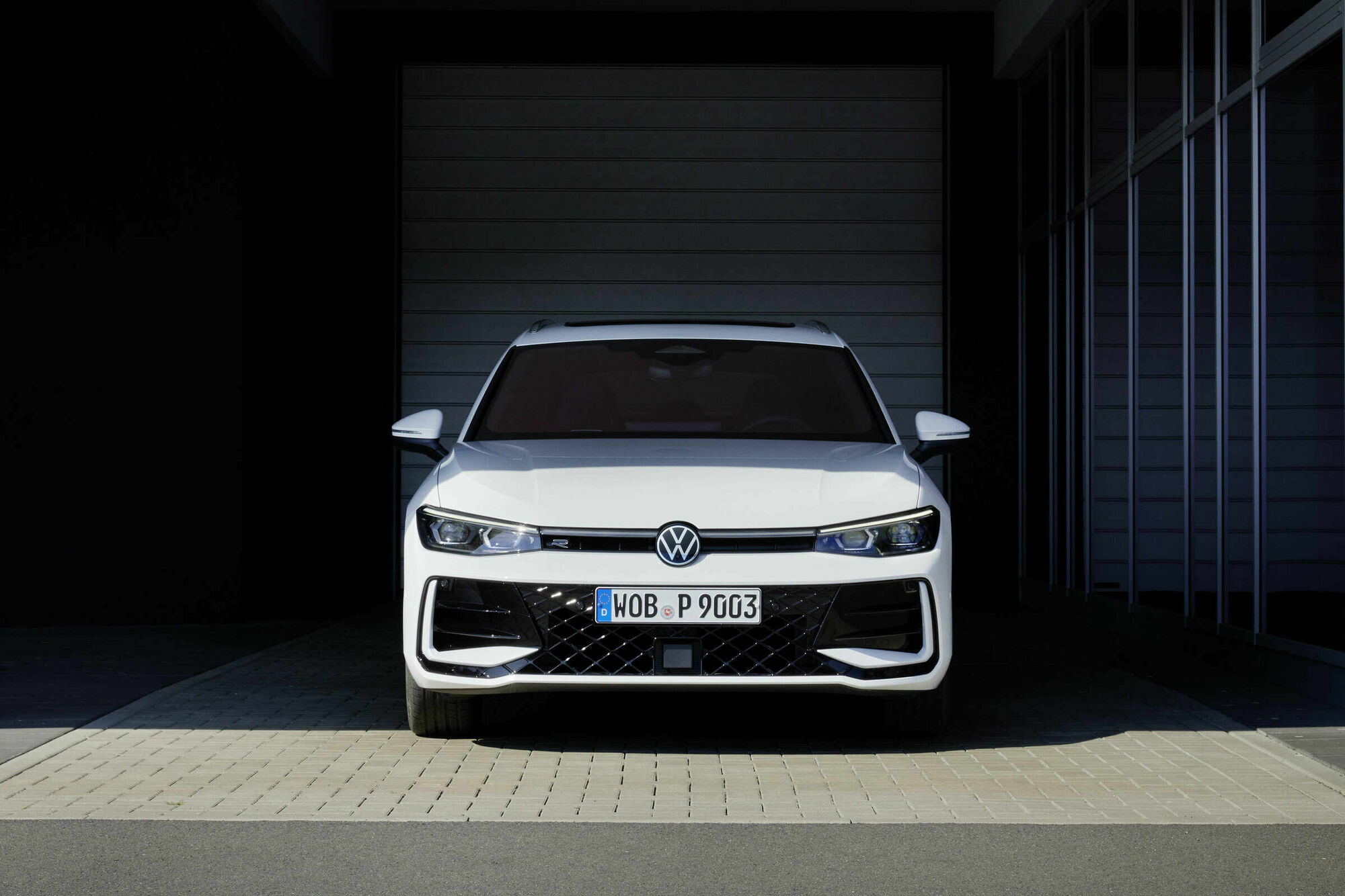 The Volkswagen business class: world premiere of the all-new Passat ...