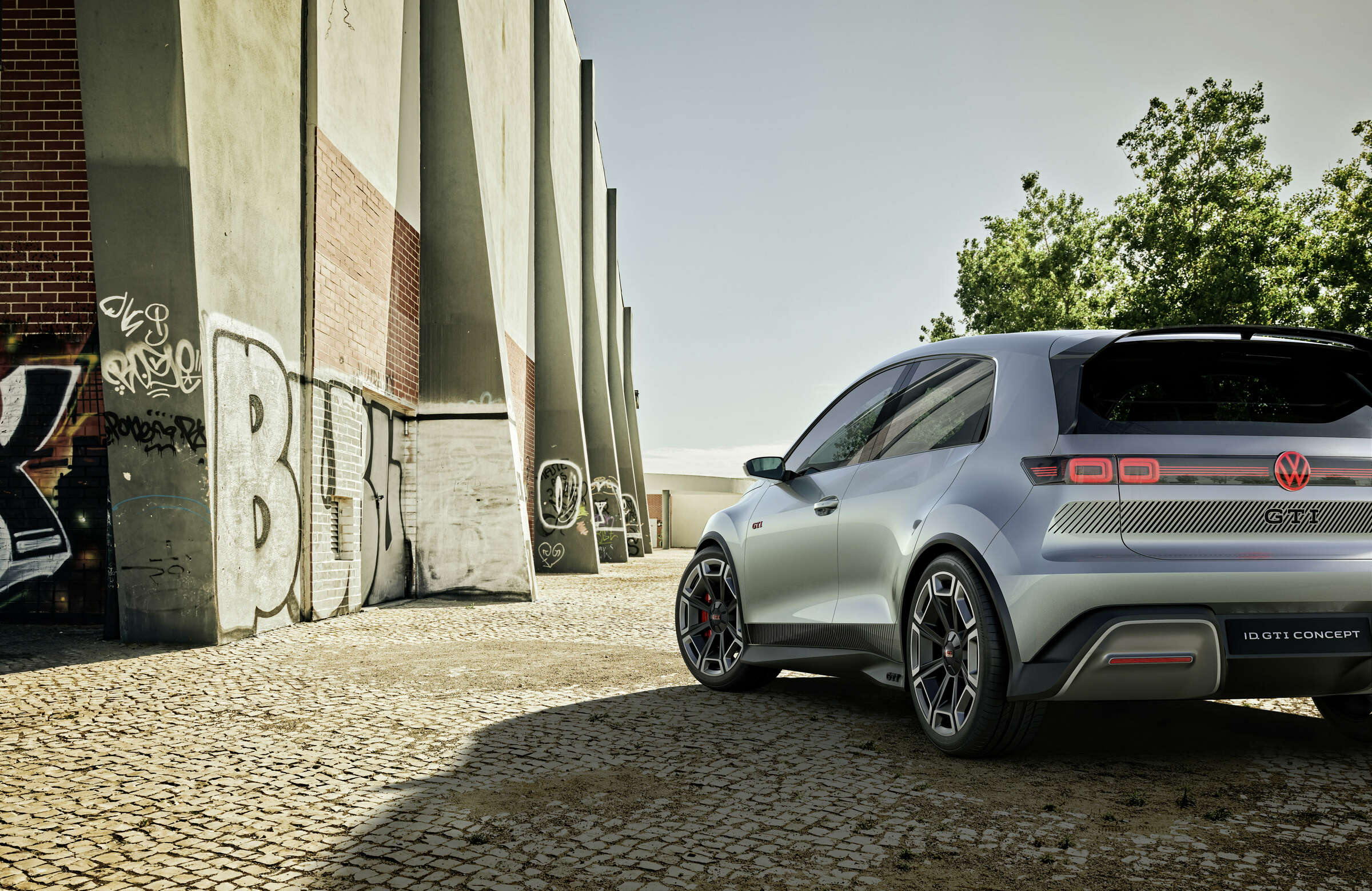 Sporty, electric, emotive: Volkswagen presents the ID. GTI Concept show ...