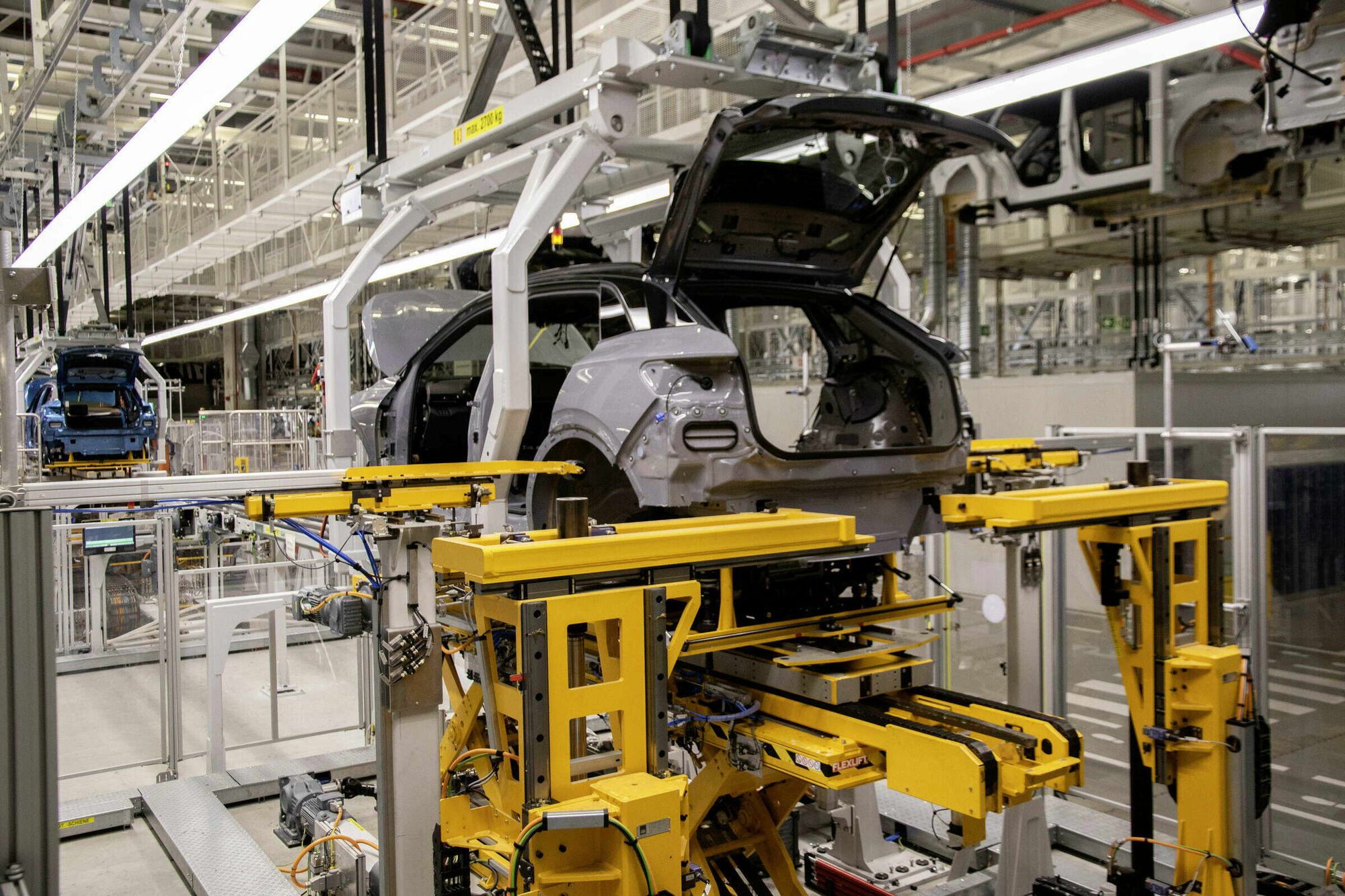 Volkswagen plant Emden – MEB Production | Volkswagen Newsroom