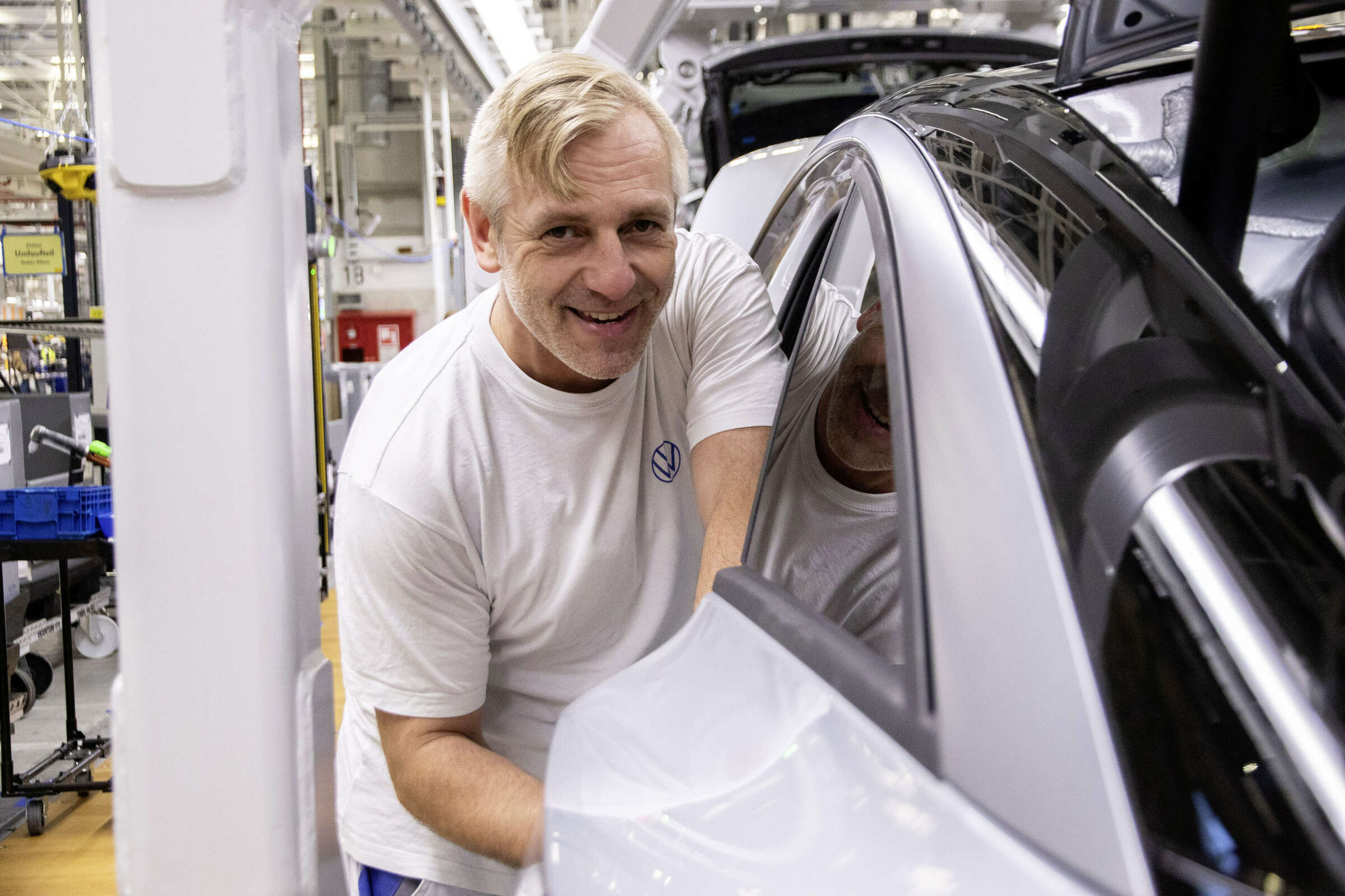 Volkswagen plant Emden – MEB Production | Volkswagen Newsroom