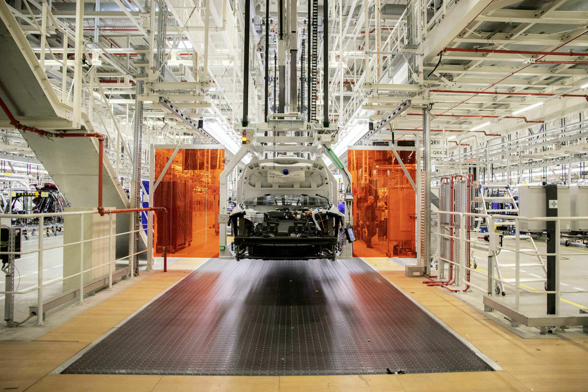 Volkswagen plant Emden – MEB Production | Volkswagen Newsroom