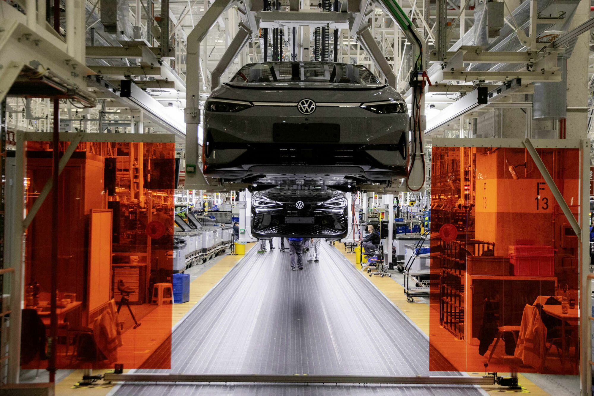 Volkswagen plant Emden – MEB Production | Volkswagen Newsroom