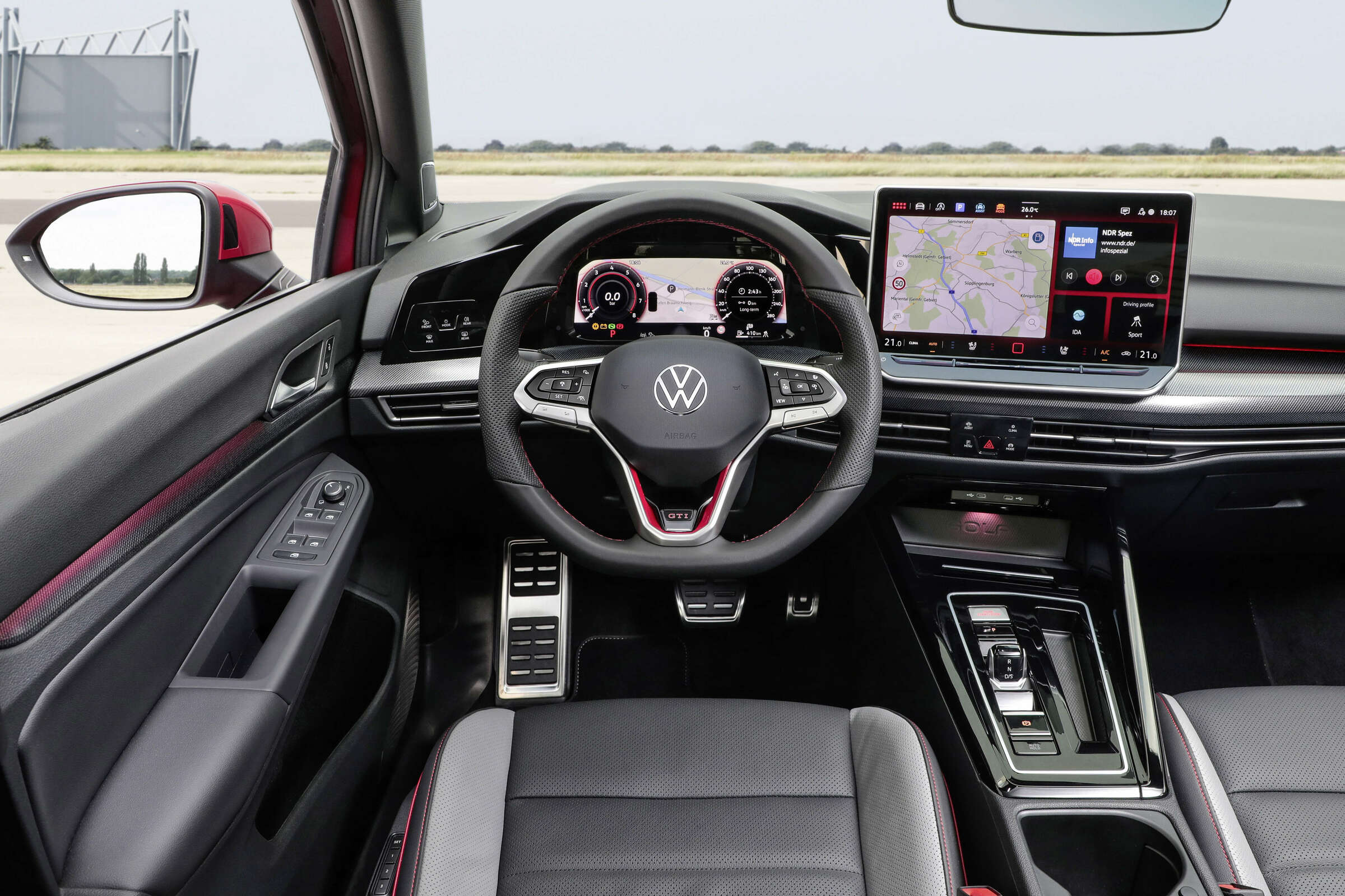 Volkswagen starts pre-sales of the new, more powerful Golf GTI ...