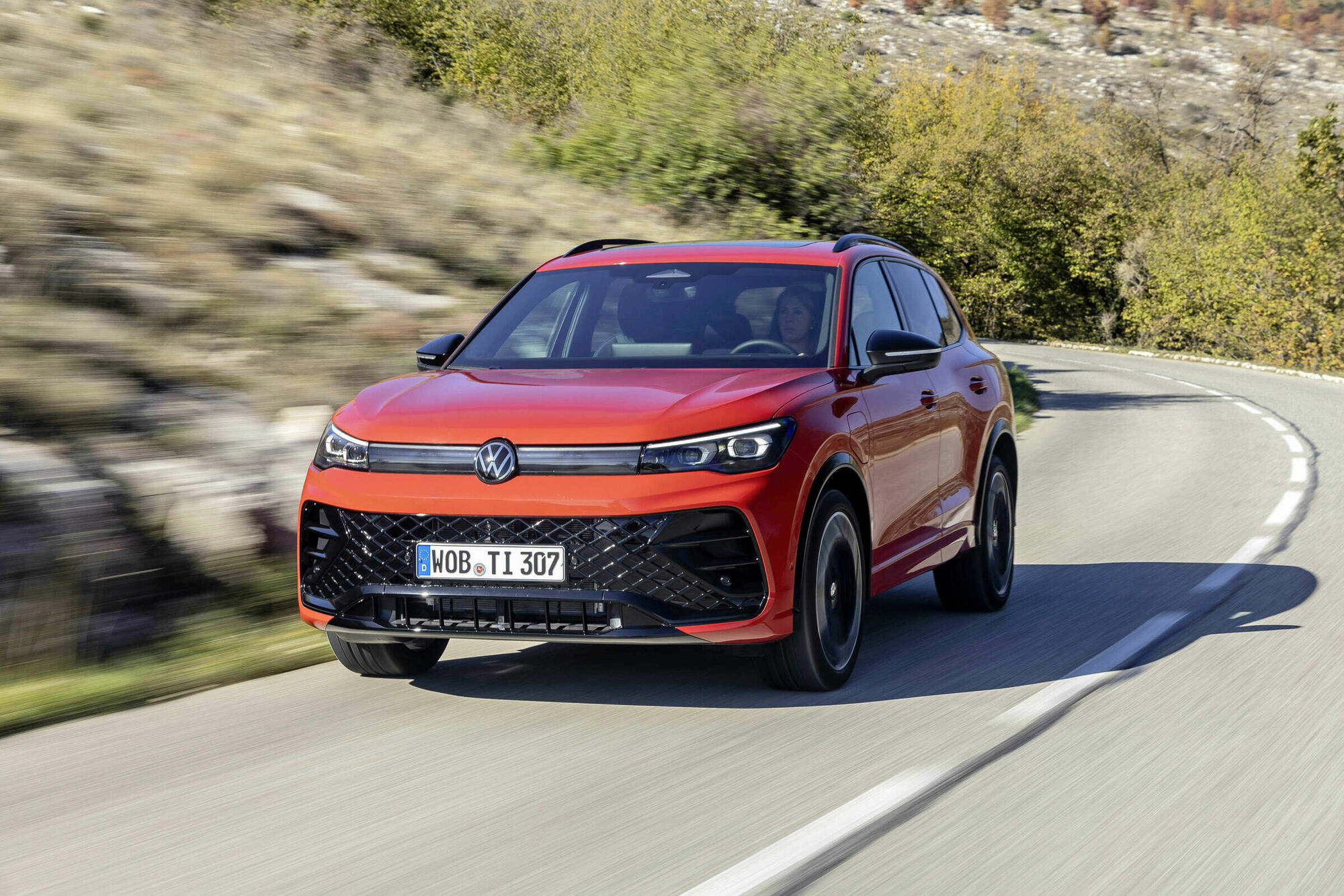 The all-new Tiguan is now available to order in Europe | Volkswagen ...