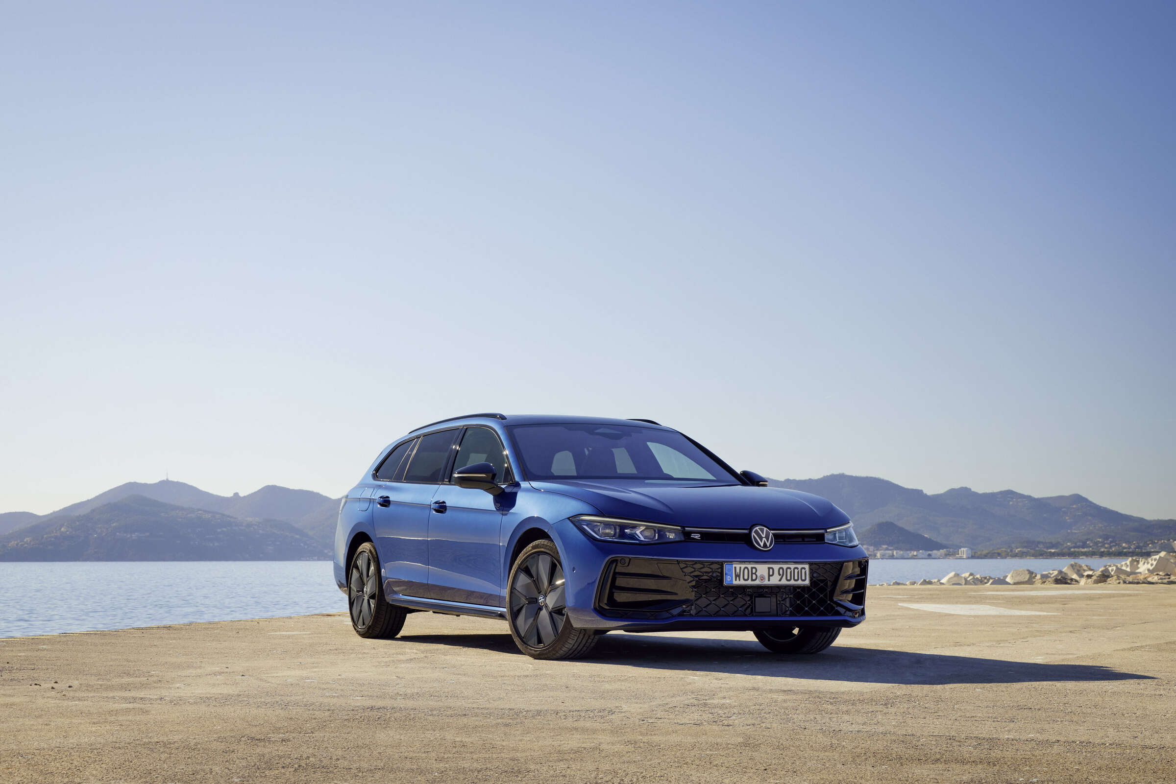 Active driving – networked DCC Pro and Vehicle Dynamics Manager ...