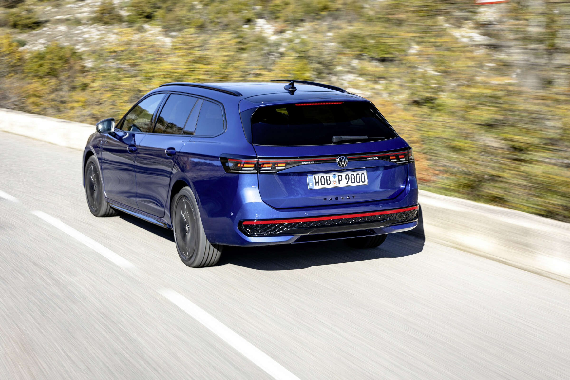 Day-to-day electric driving – plug-in hybrid, reimagined | Volkswagen ...