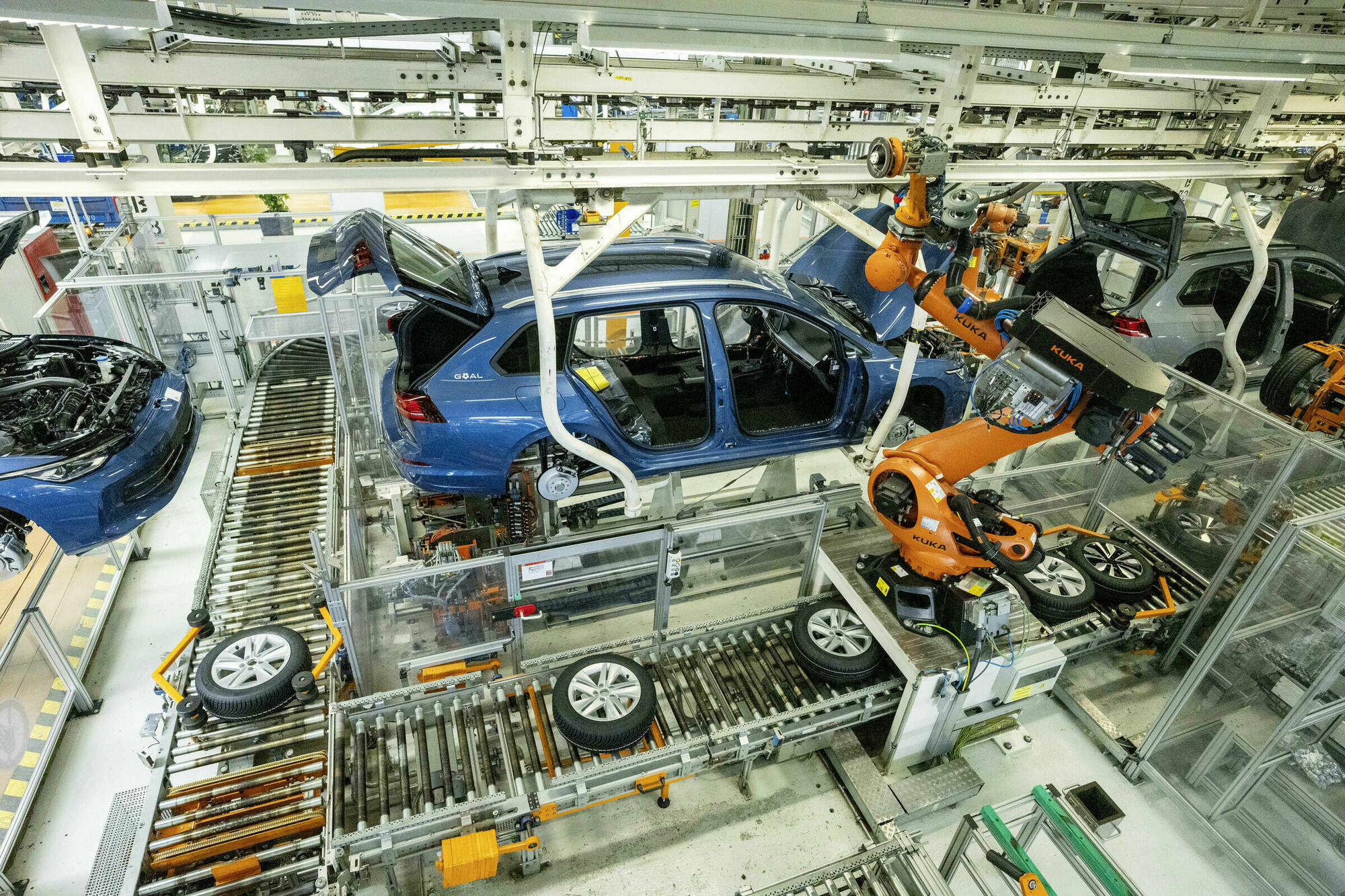 Volkswagen plant Wolfsburg, Golf Production | Volkswagen Newsroom