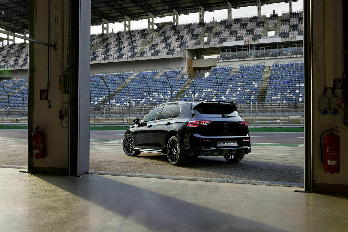 Volkswagen Golf R Black Edition | Volkswagen Newsroom