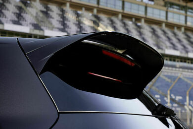 The new Volkswagen Golf R Black Edition | Volkswagen Newsroom