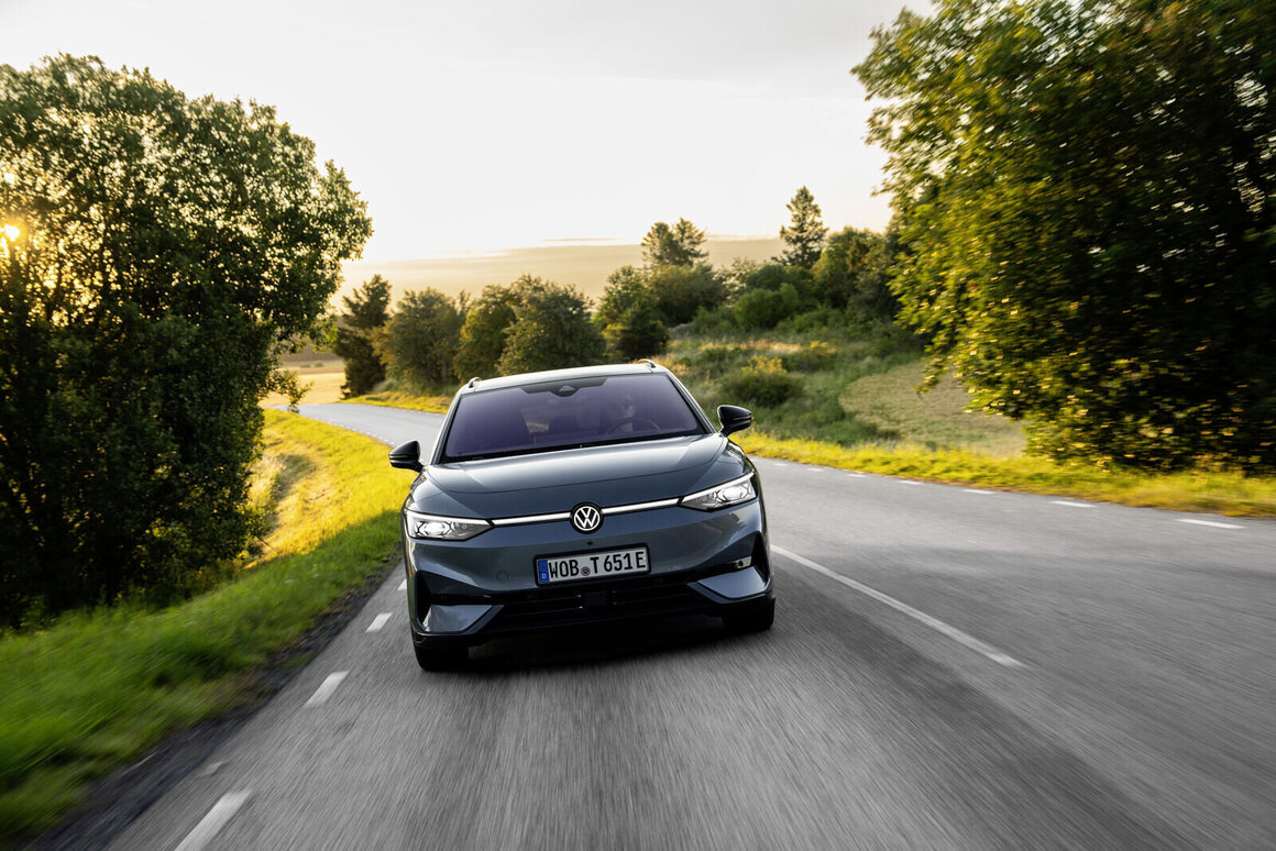 The new ID.7 Pro S and ID.7 Tourer Pro S - International Media Drive ...