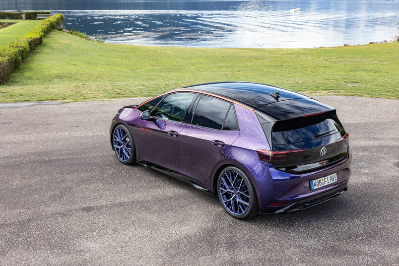 Hot and cold one-off: Premiere for the ID.3 GTX FIRE+ICE at the ID ...