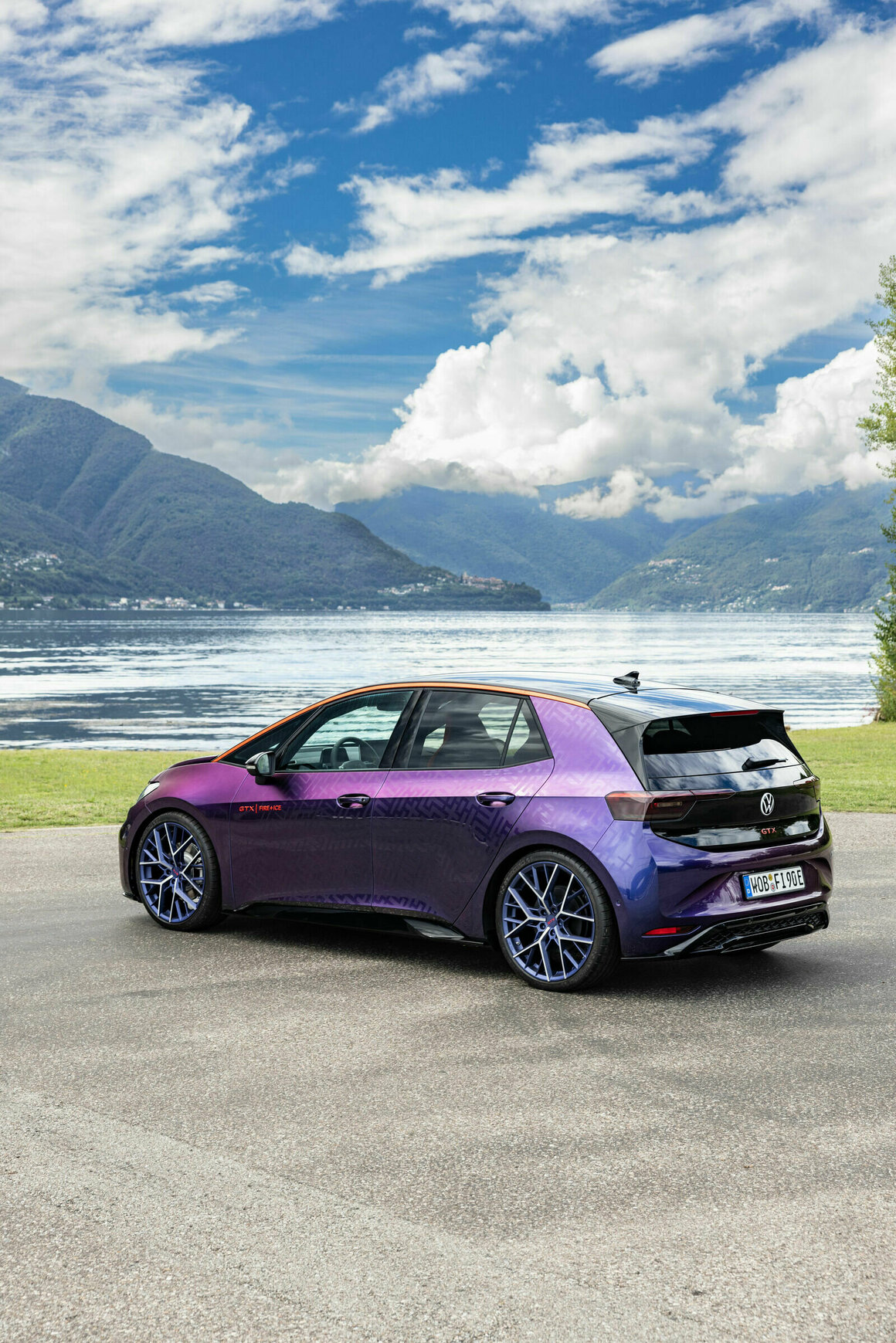 Hot and cold one-off: Premiere for the ID.3 GTX FIRE+ICE at the ID ...