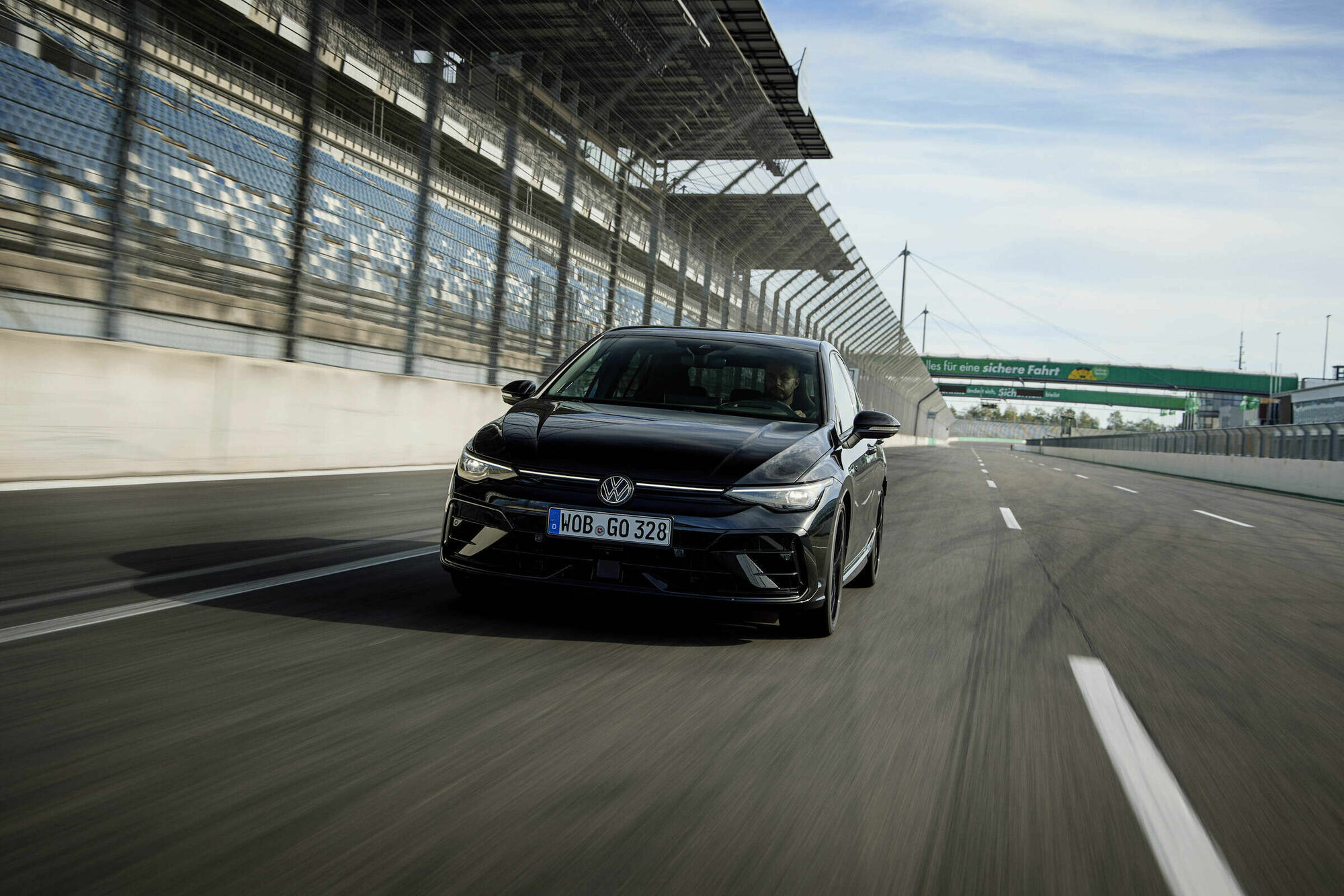 Volkswagen Golf R Black Edition | Volkswagen Newsroom