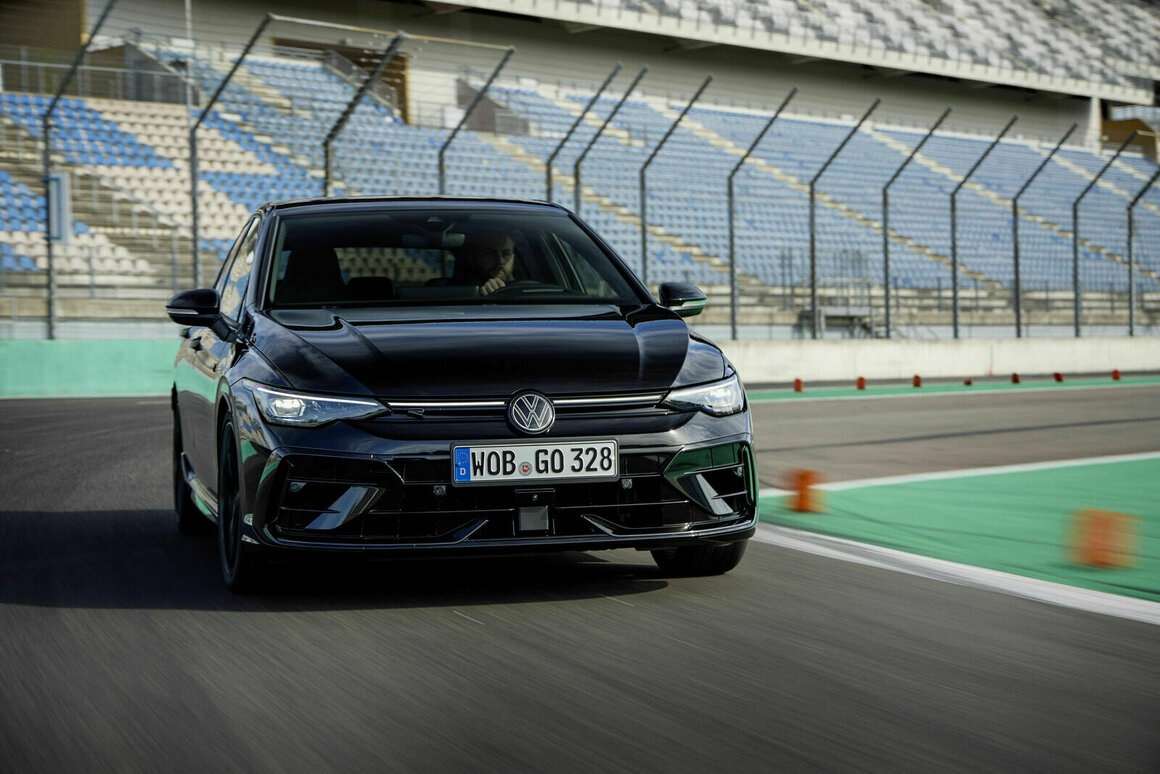 Volkswagen Golf R Black Edition | Volkswagen Newsroom