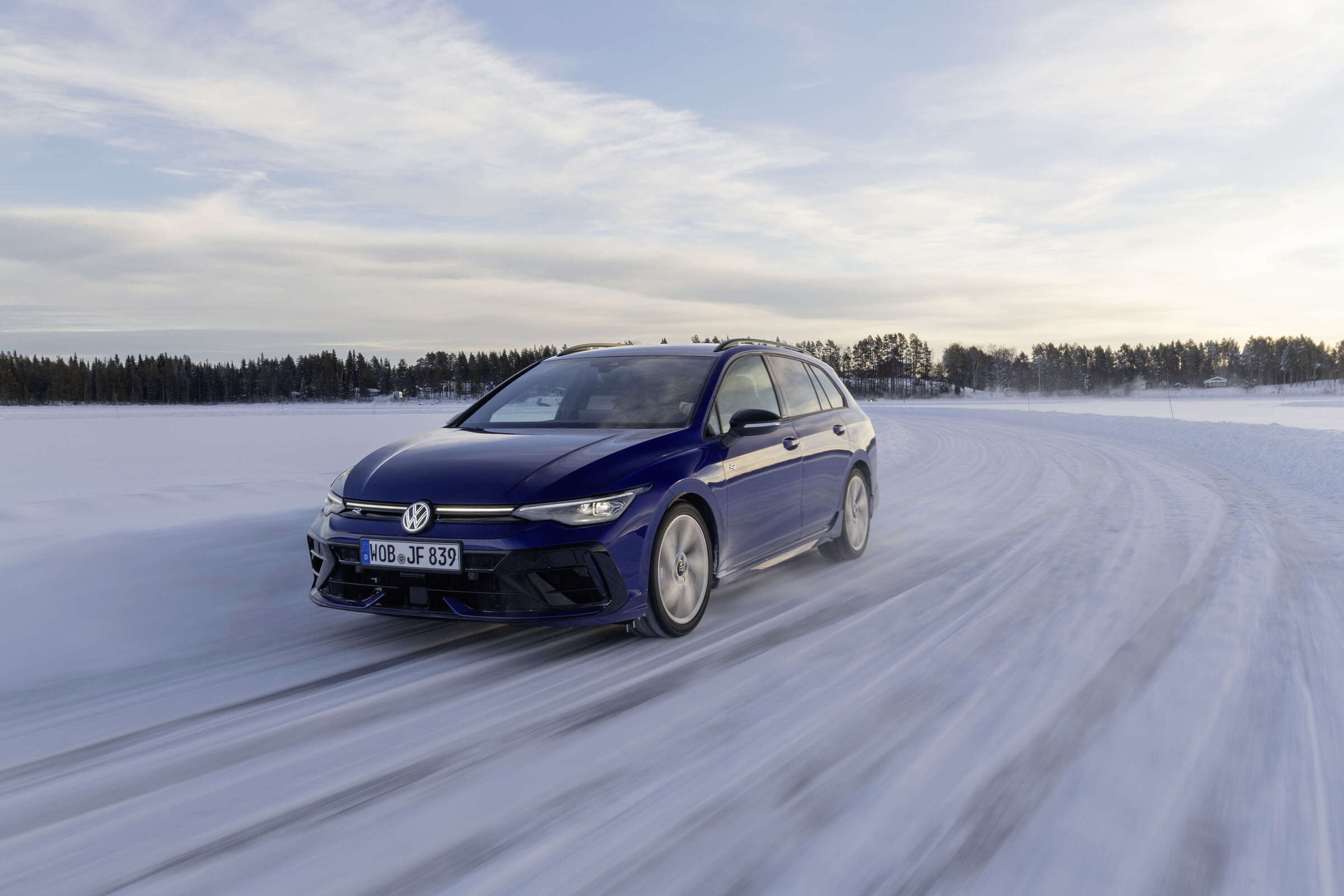 The new Golf R and Golf R Variant - World premiere | Volkswagen Newsroom