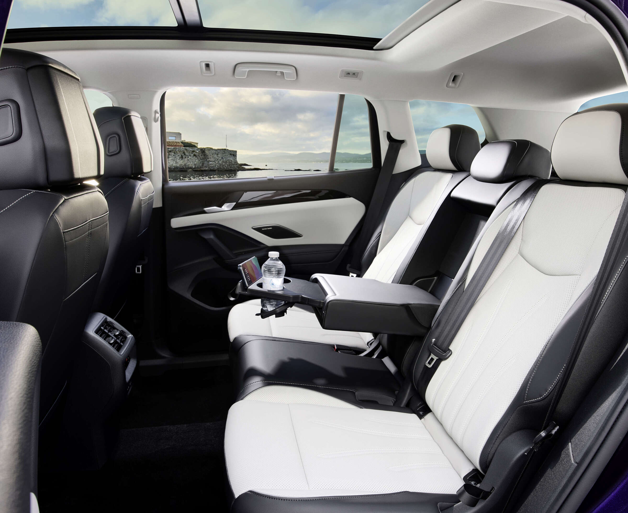 Der neue Tayron - Media Drive | Volkswagen Newsroom