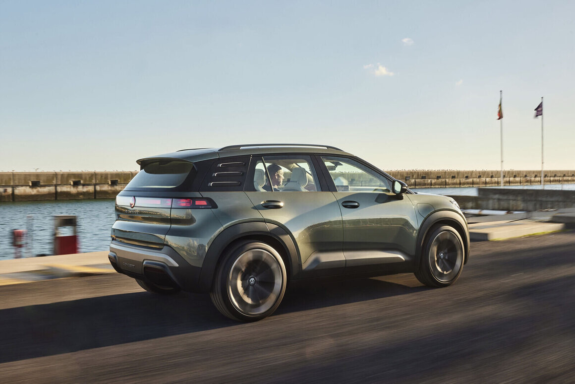 World premiere at the IAA: with the ID. CROSS Concept, Volkswagen is ...