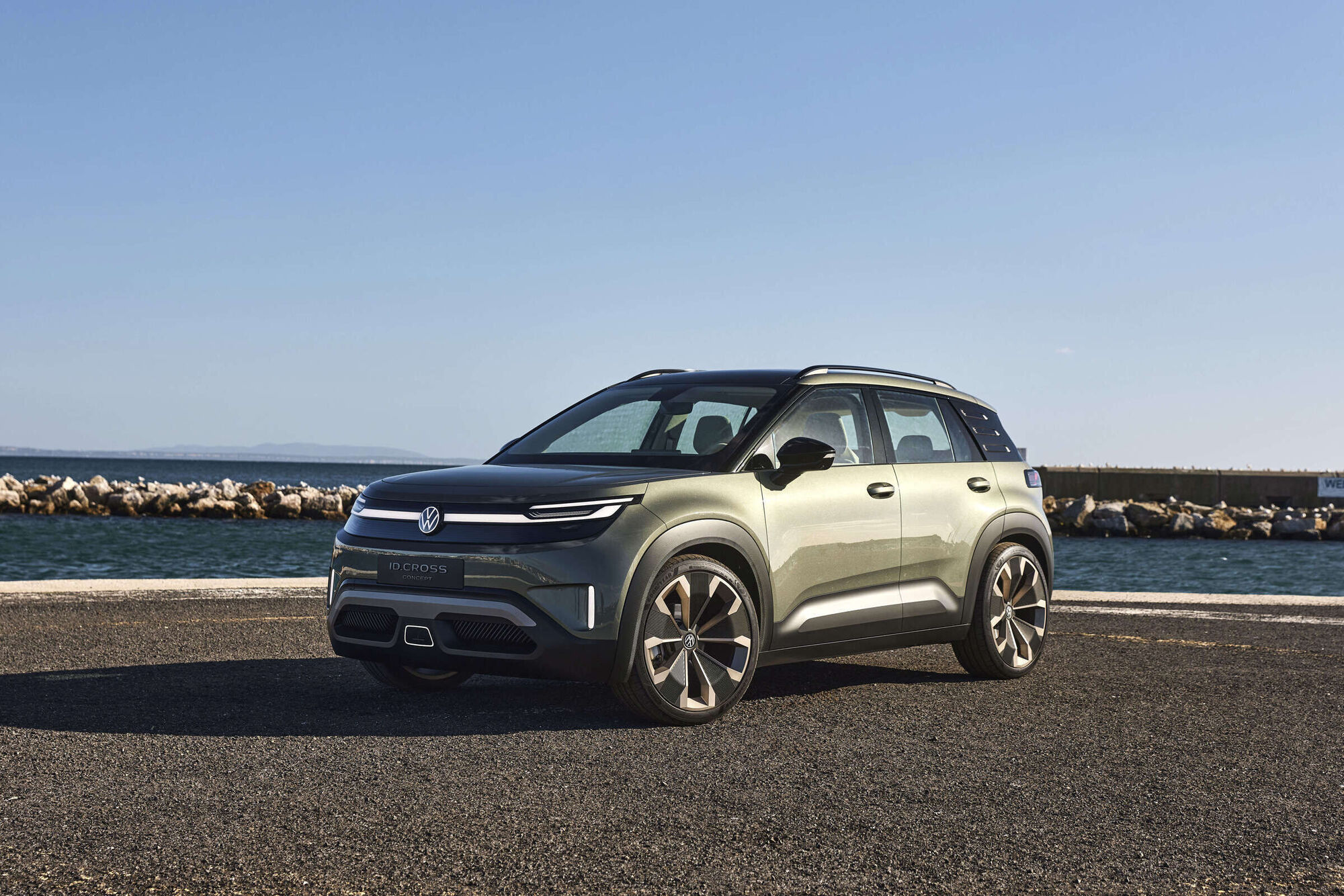 At a Glance: ID. CROSS Concept | Volkswagen Newsroom